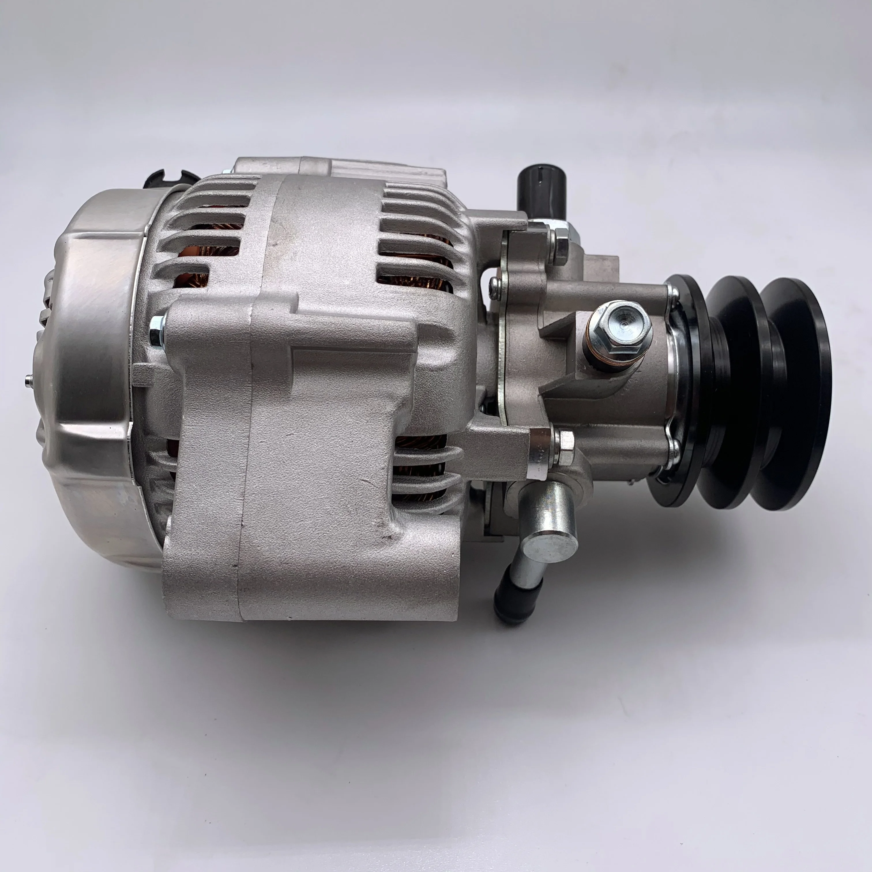 Toyota Hiace Alternator 27060-54080 - High Quality MINGHUI