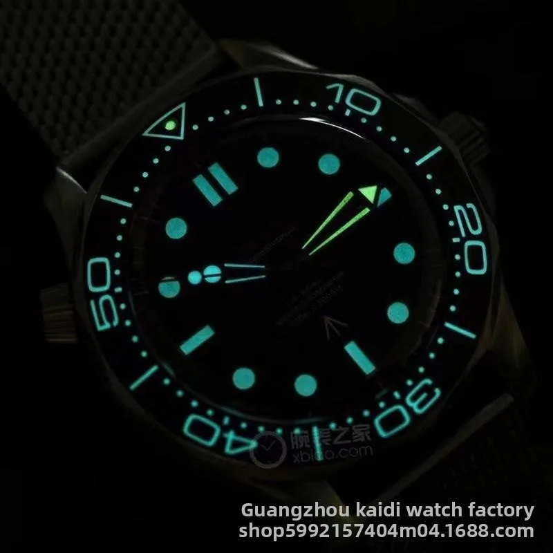 Oujia VS007 Automatic Mechanical Watch - Durable & Stylish