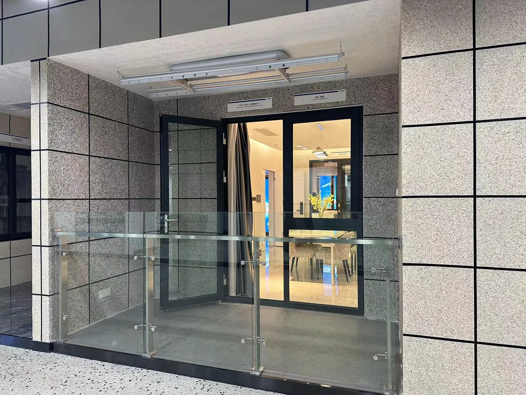 Four Modern Sliding Doors For Office And Villa Use For Enhanced ...