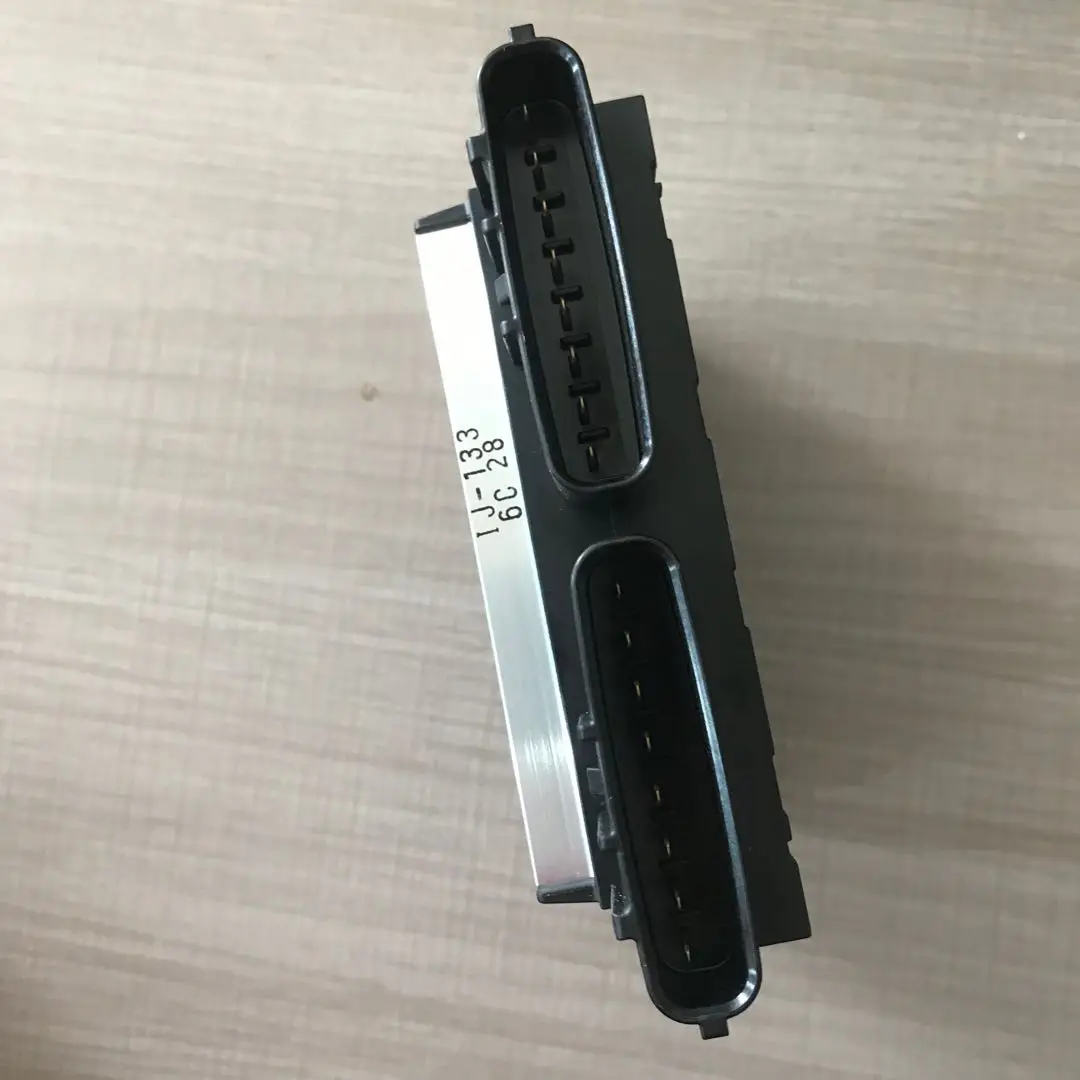 Auto Parts Driver Injector 89871-71010 for Toyota Hiace