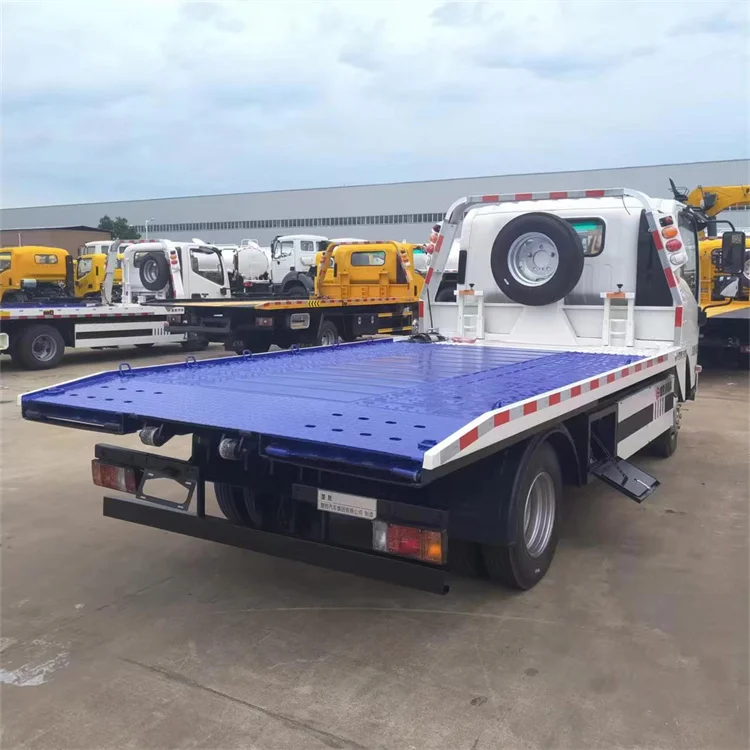 ISuzu Wrecker Tow Truck Flatbed Towing Vehicle Road-Block Manual Car ...