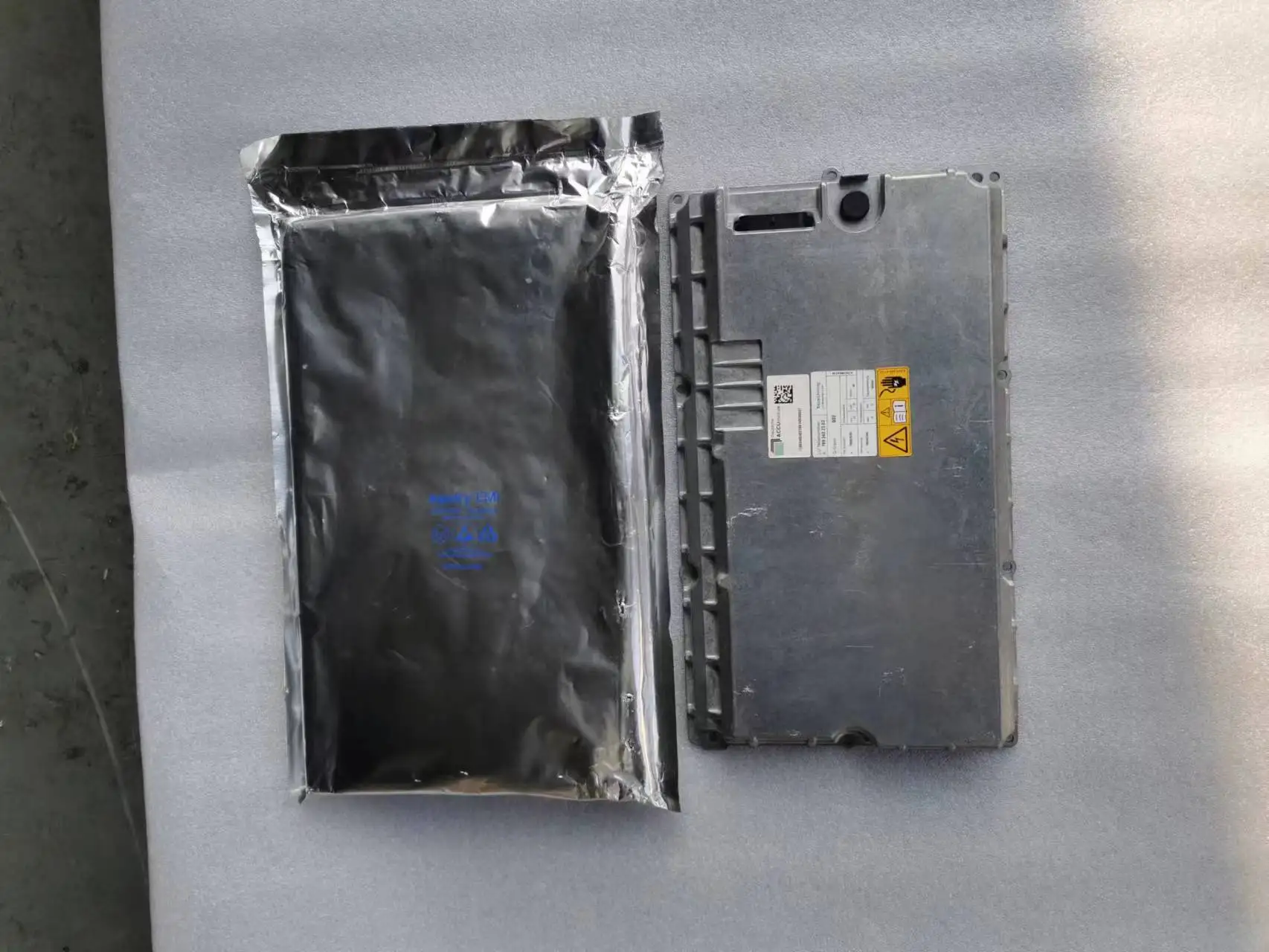 Battery Management Module - Buy Suitable For Mercedes Benz 222s400bms ...