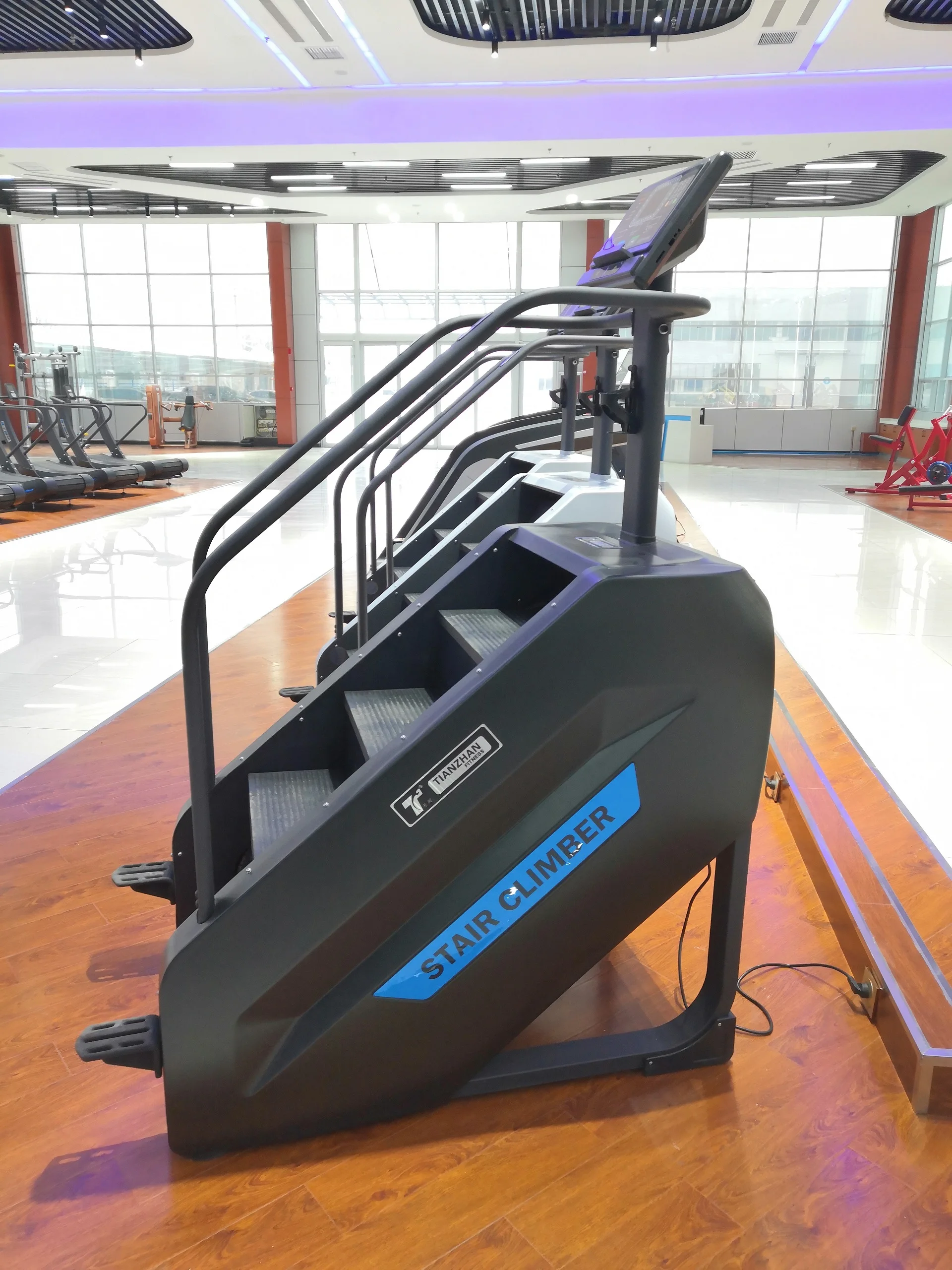 Venta Caliente Nueva De Equipos De Gimnasio Cardio/máquina De Escalador ...