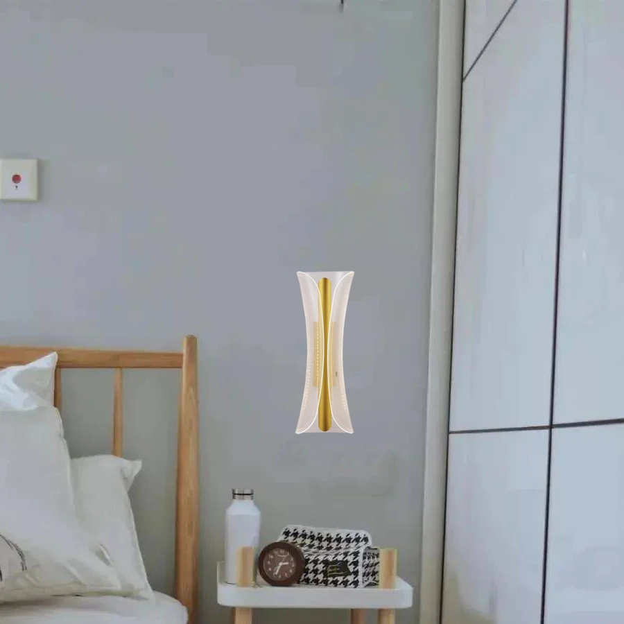 Low-Profile Modern Simple Black Warm White LED Wall Lamp for Bedroom ...