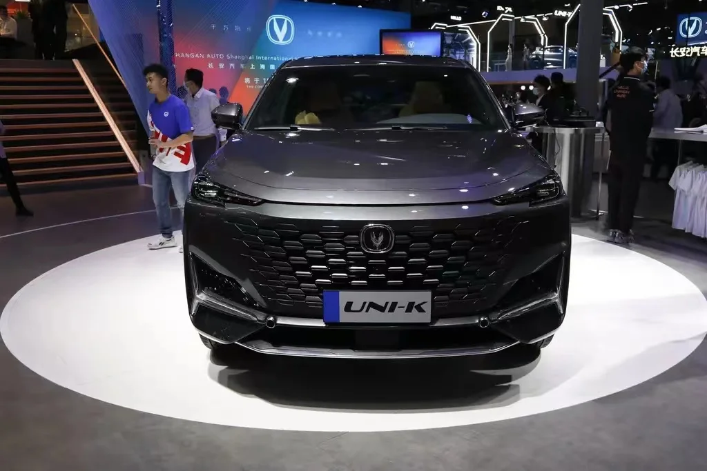Uni K Changan 2023 De Gasolina 2,0 T Superior Medio Suv Vehículo De Gasolina Changan Uni-k - Buy ...