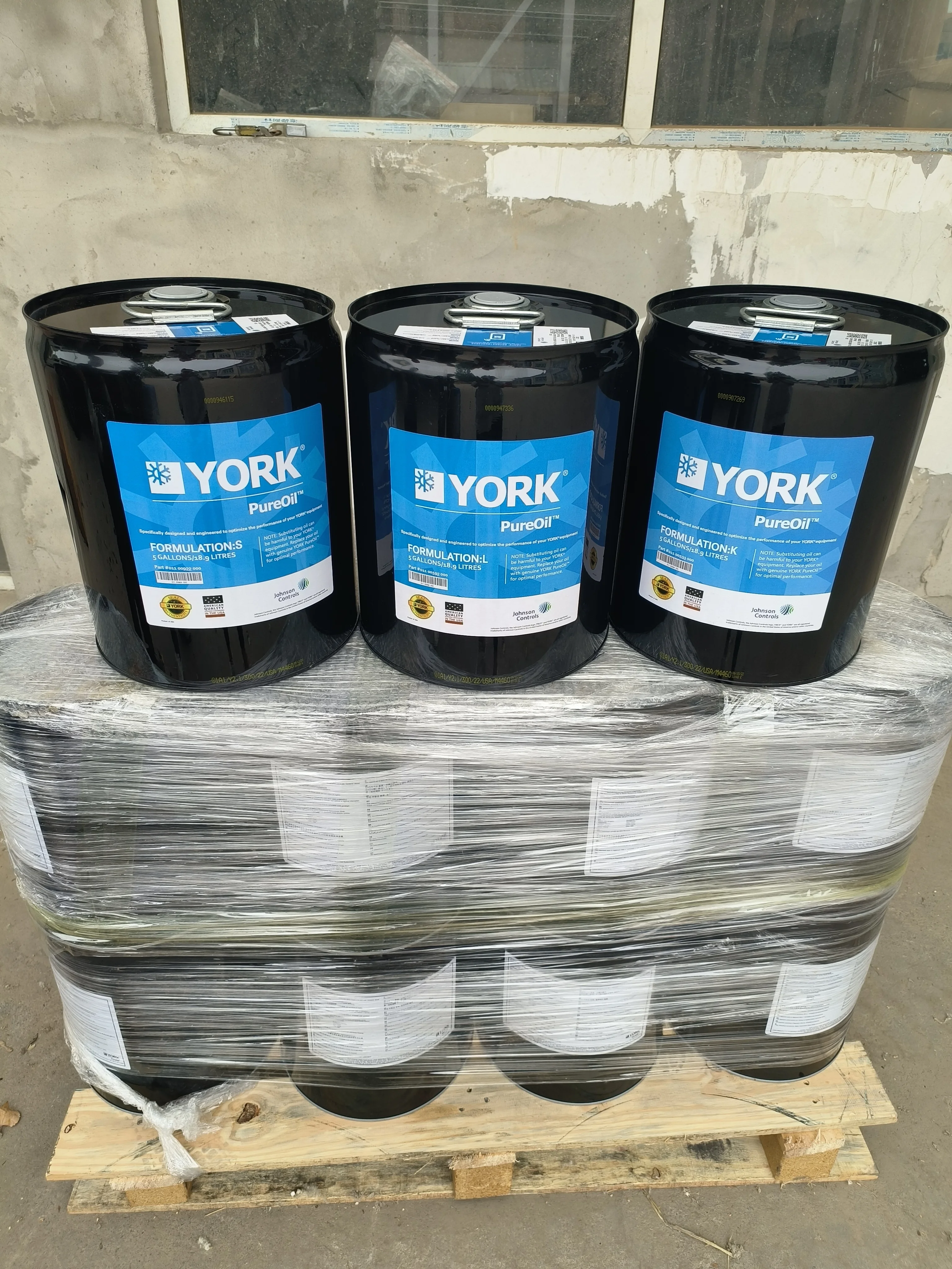 YORK L Oil R134A - Superior Lubricant for HVAC Compressors