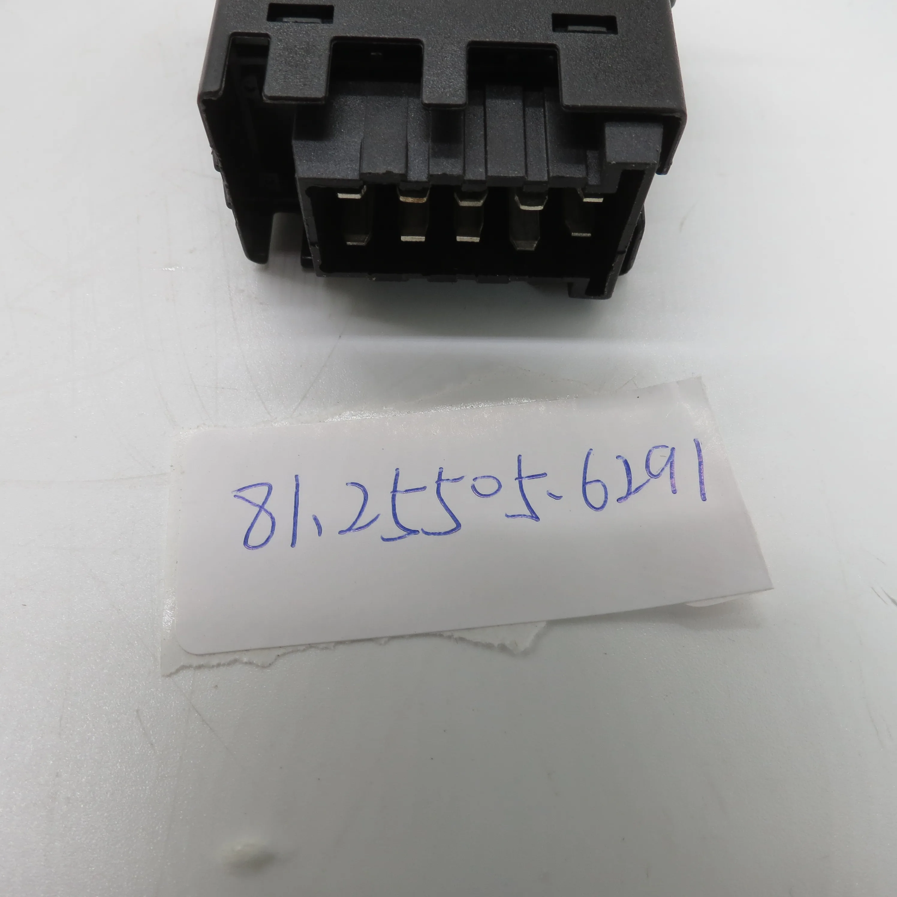 Trucks And Cars Spare Parts Warning Light Switch 81255056291 81.25505. ...