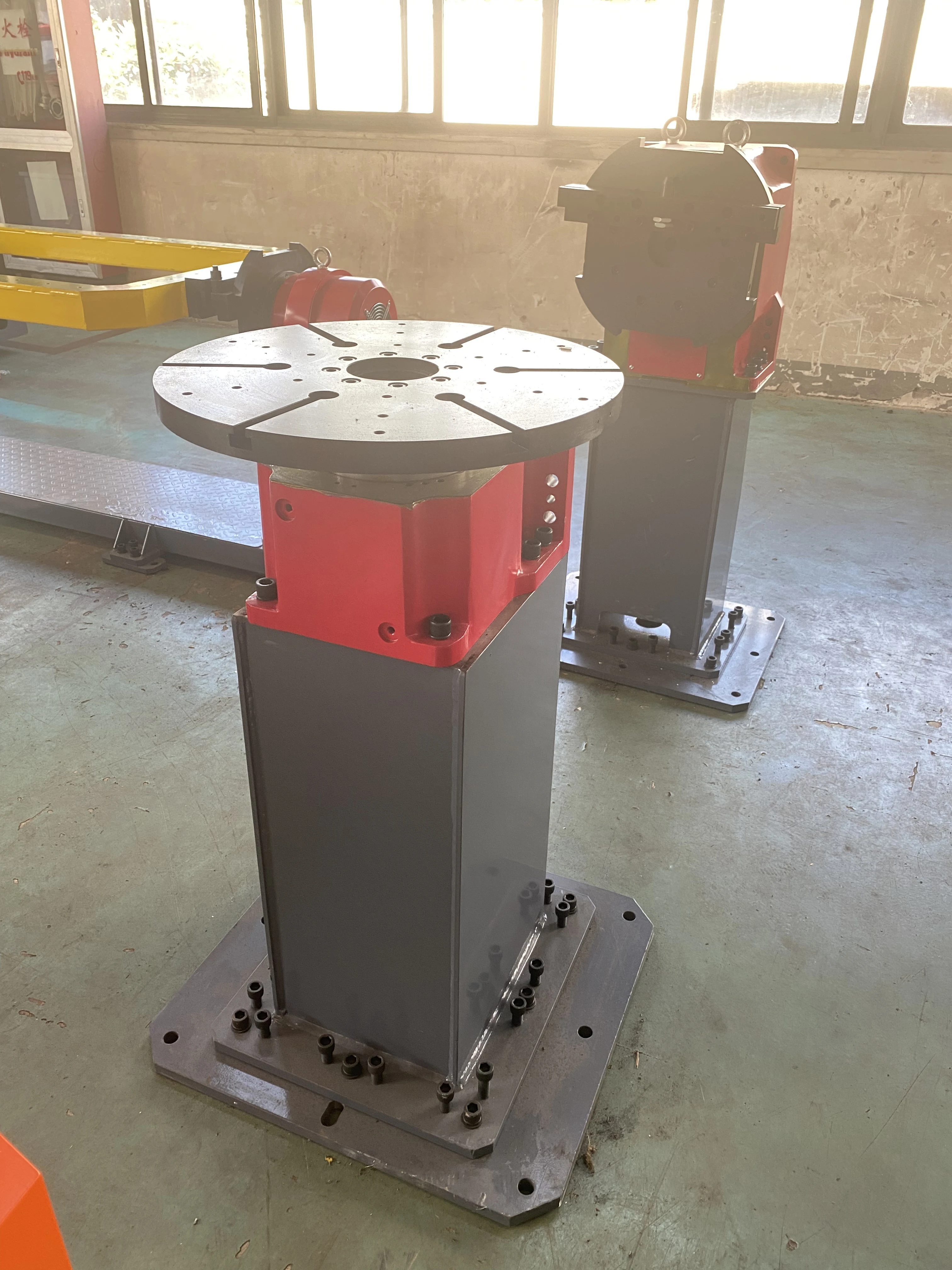 Industrial 6 Axis Robot Arm Yaskawa Sp185r With Cngbs Robot Positioner ...