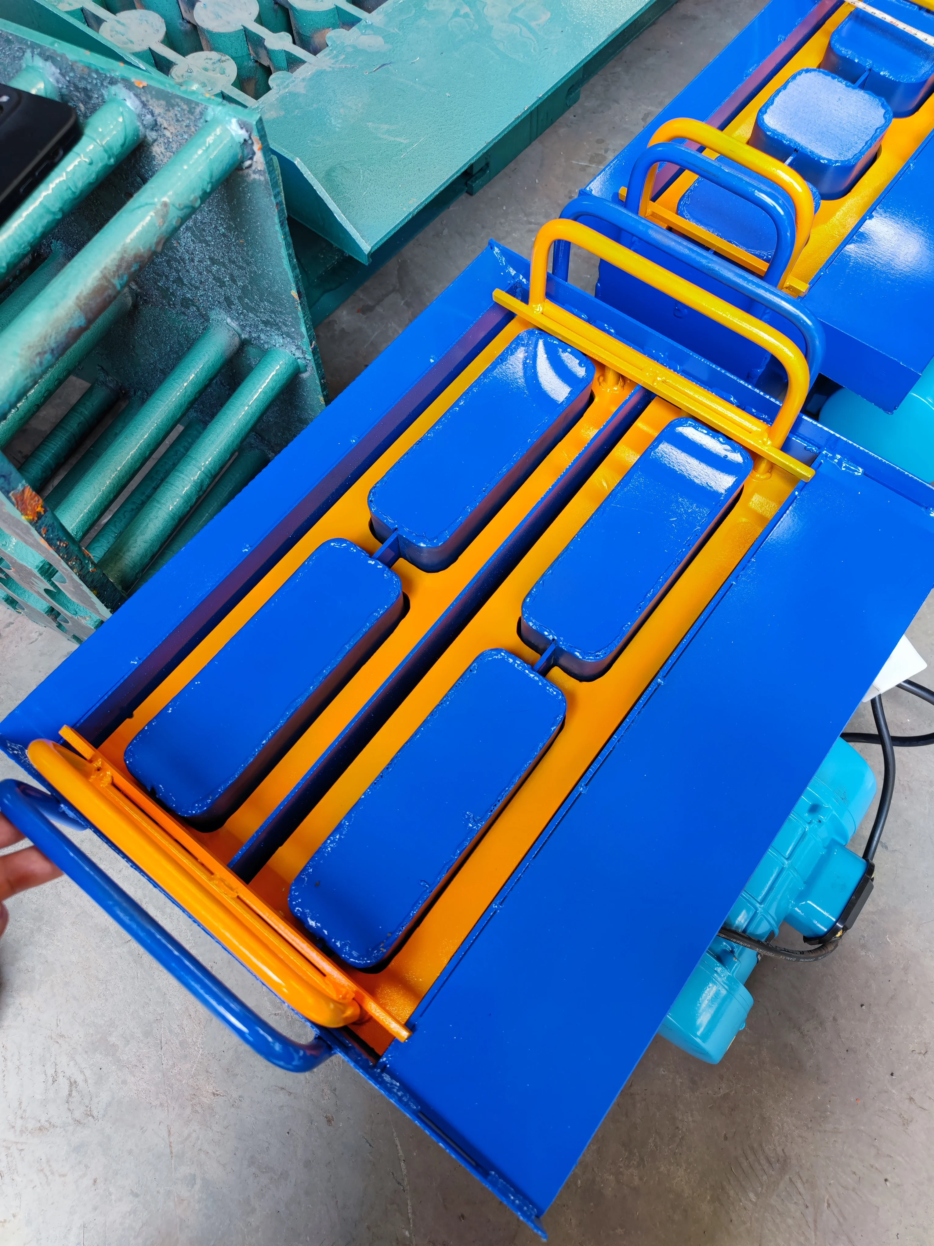 Bricks Making Machine for Sale - Efficient Block Moulding