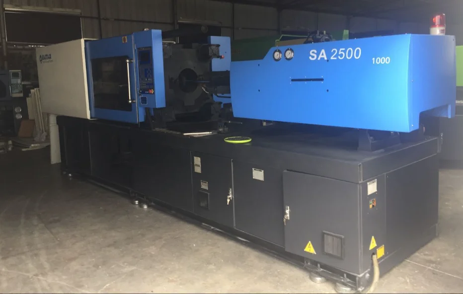 Used Plastic Injection Machine Haitian Sa 2500 250 Ton Injection ...