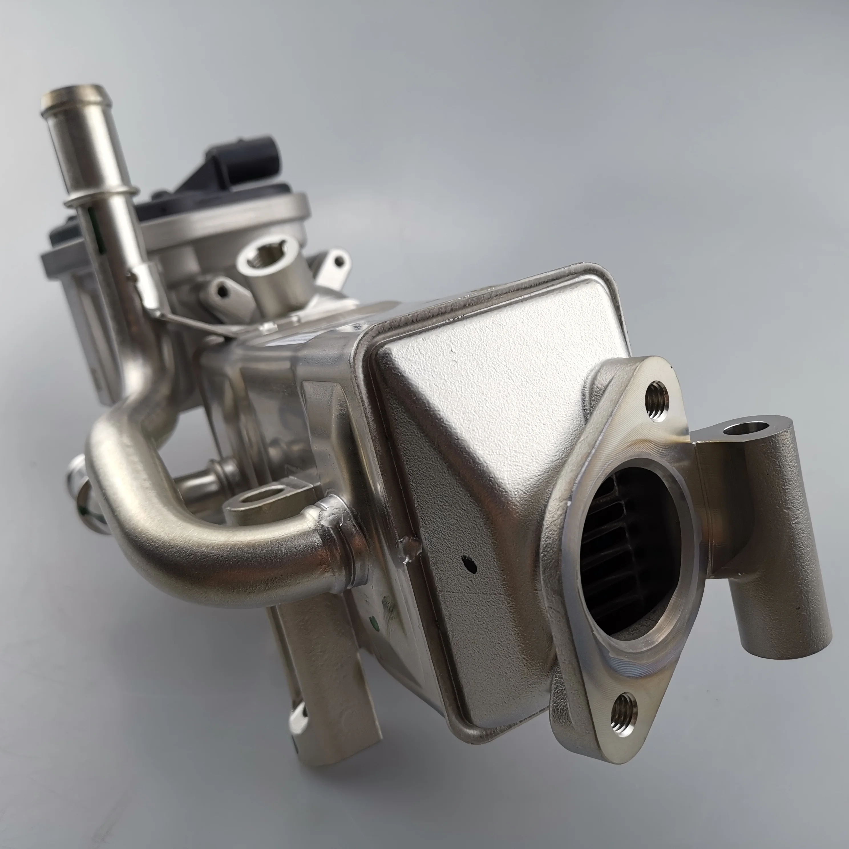 Saic Maxus T60 Original Low Pressure Egr Assembly C00073006 - Buy Maxus ...