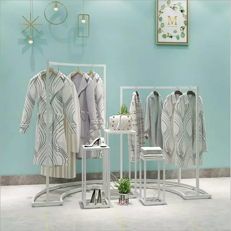 Realistic Plus Size Mannequin - Perfect for Clothing Displays