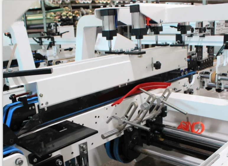 Sfg-1650b2 Food Packaging Folding And Gluing Machine For Corrugated A/b ...
