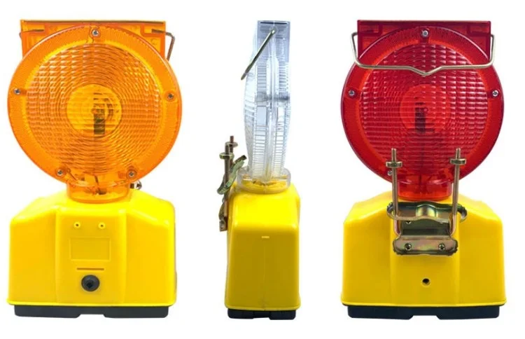 Cheap Price Solar Powered Road Construction Traffic Blinking Barricade ...