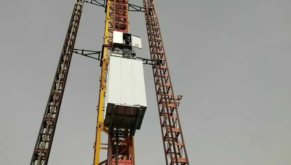 Large Buildings Steel Structure Tower Crane Use External Small Elevator ...