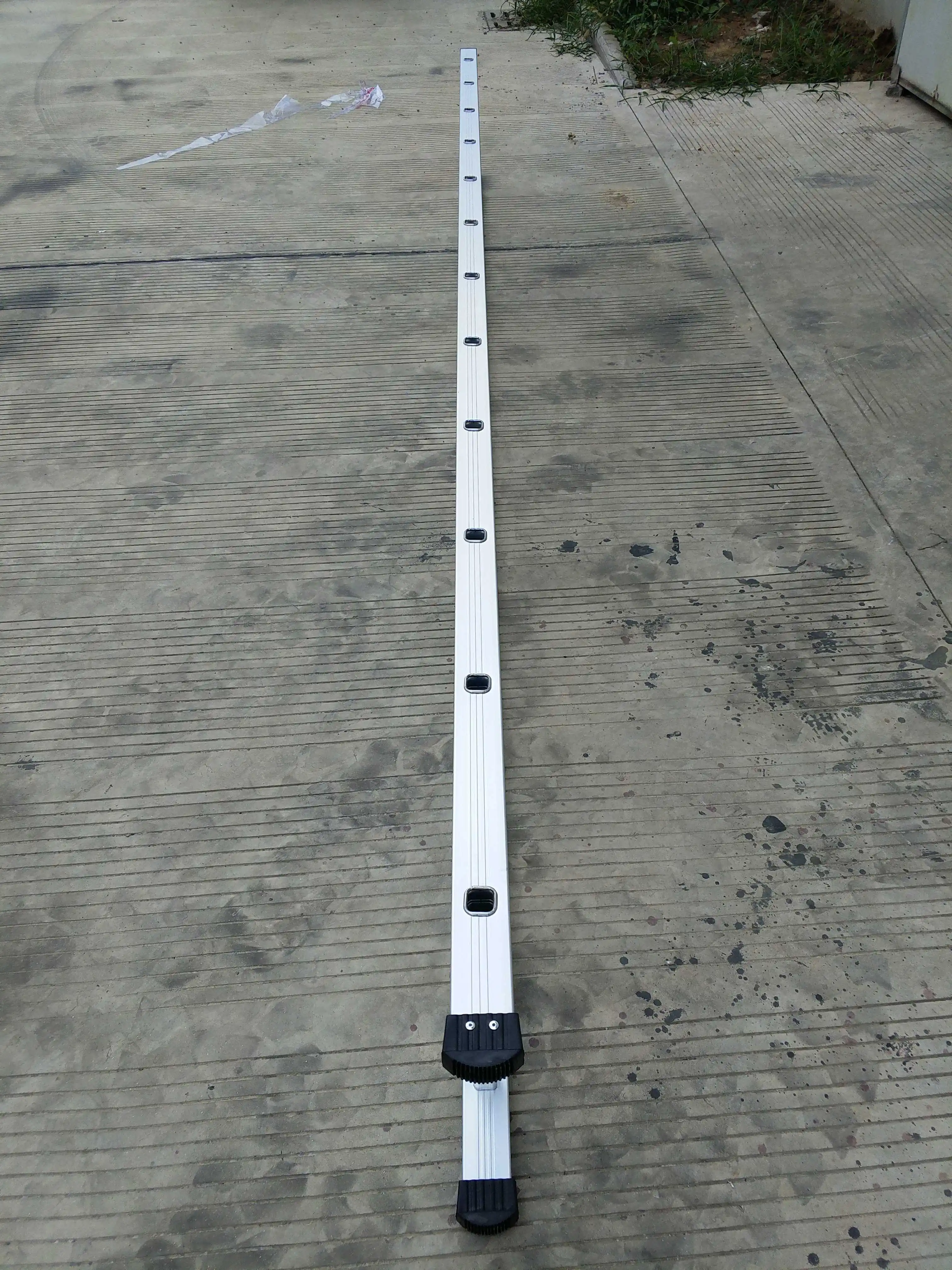 Aluminium Straight Ladder With Steps Brace For Building - Buy Aluminum ...