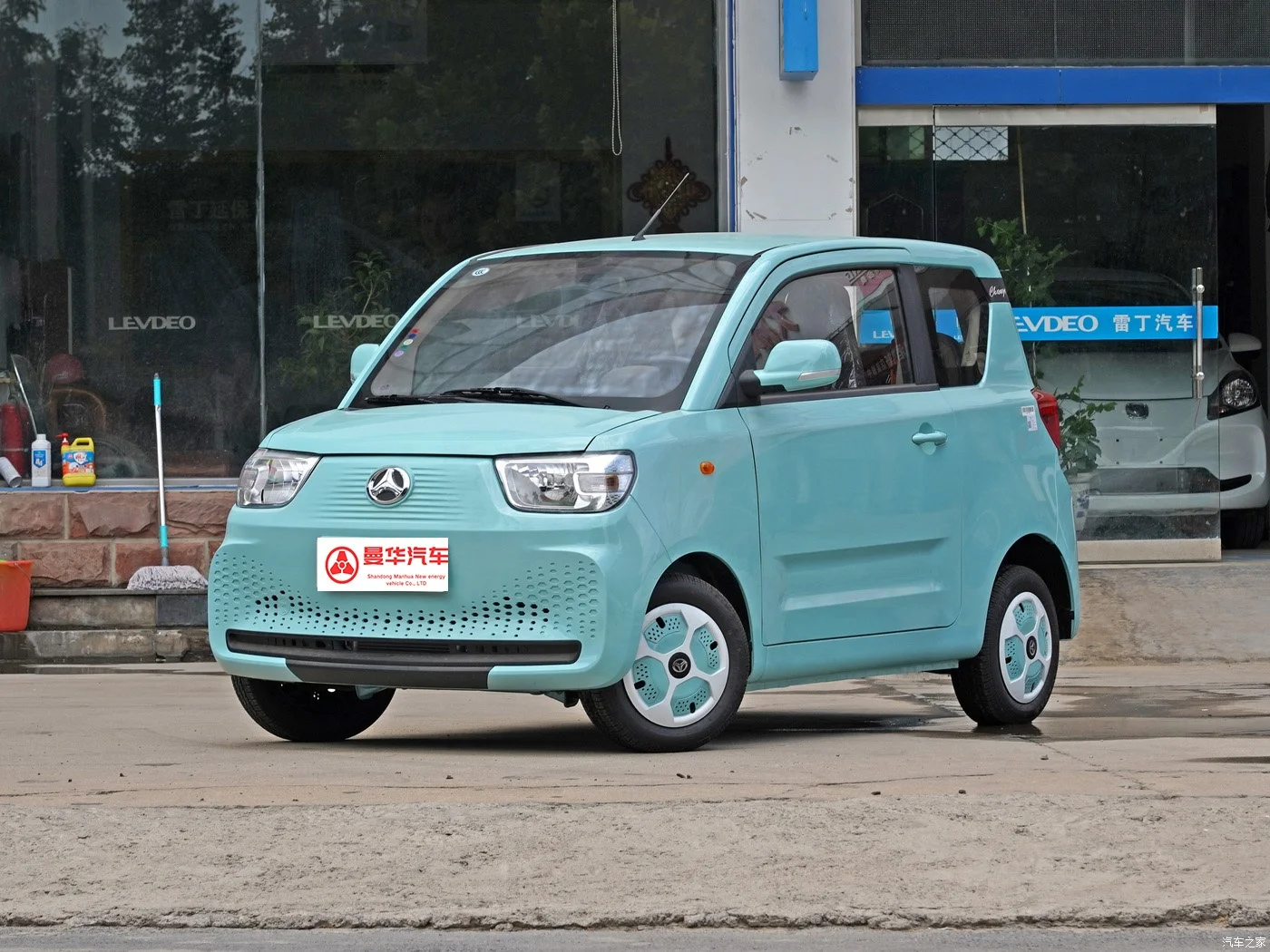 Baic Chang 'e Mini Ev Mini Pure Electric New Energy Vehicle 3-door 4 ...