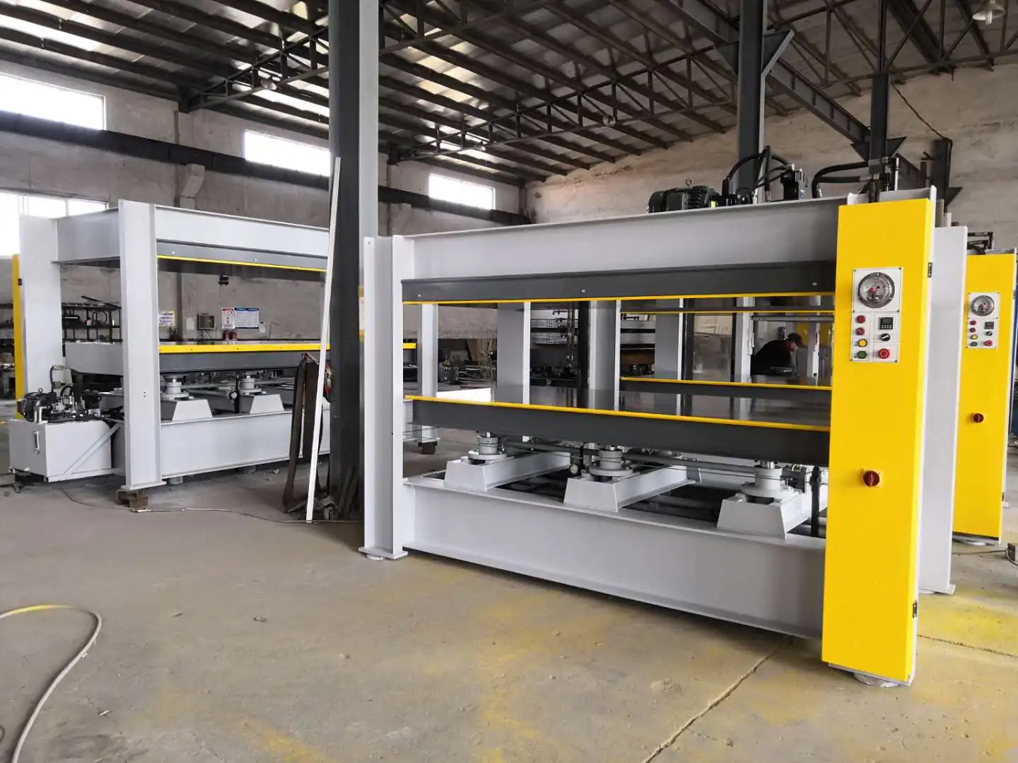 100 Ton MDF Hydraulic Plywood Laminate Hot Extrusion Press Machine for ...