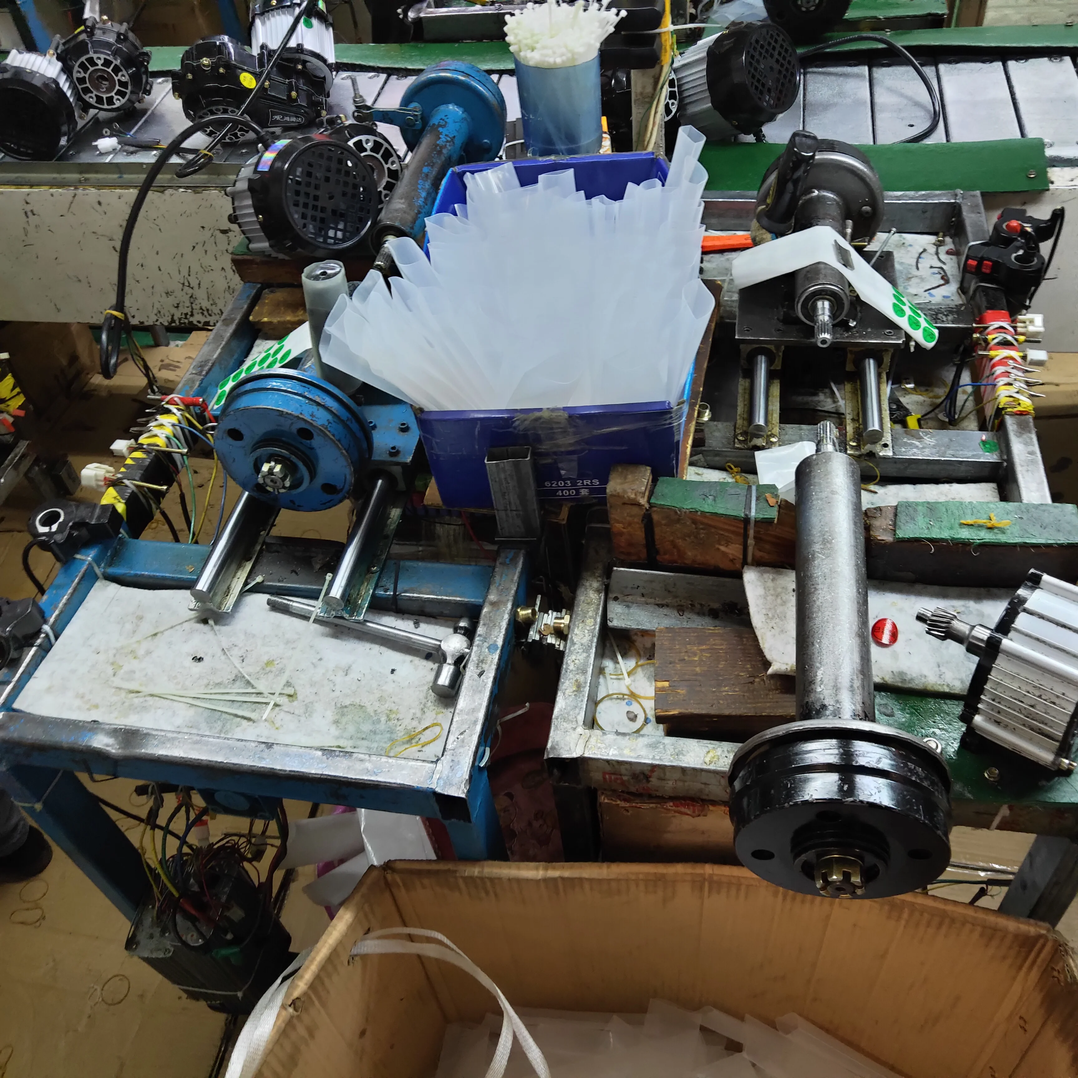 Holiday Festivals Carnival Anniversary Rose Axle for Electric Parade ...