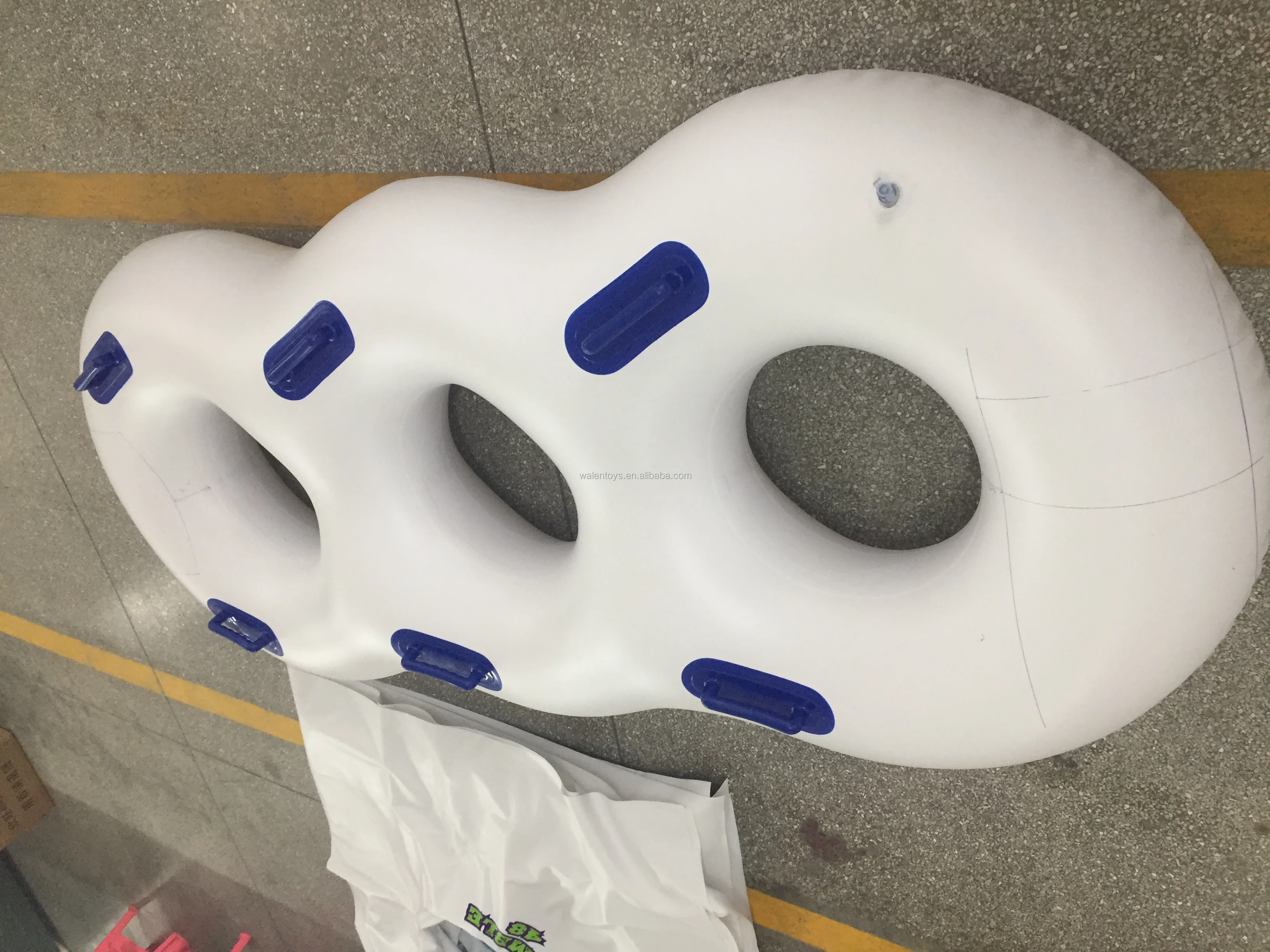 Inflatable Hot Seal Overlapping Tubes - Double Rider Fun