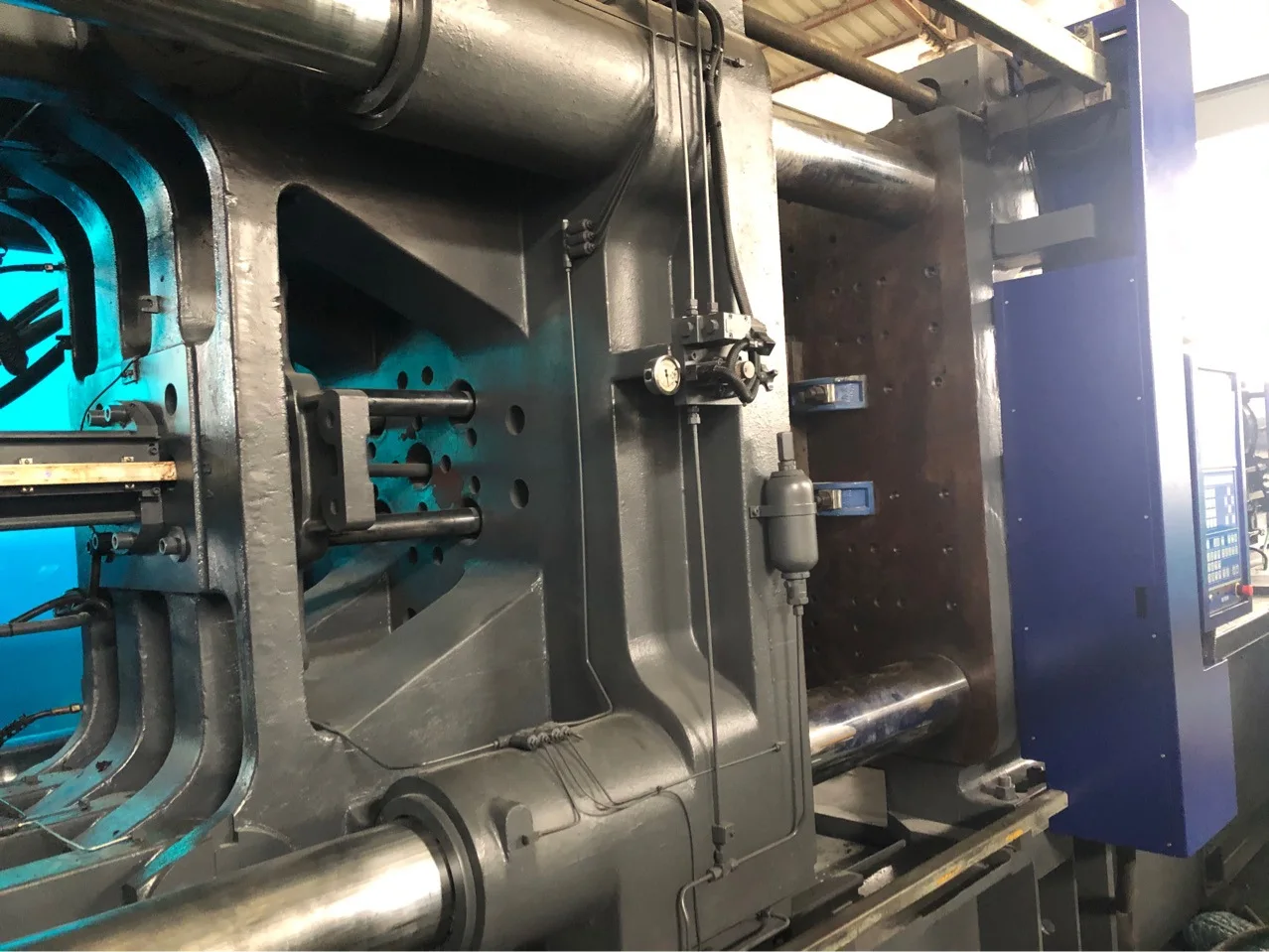 1000 Tons Second Hand Haitian Ma10000 Large Injection Molding Machine ...