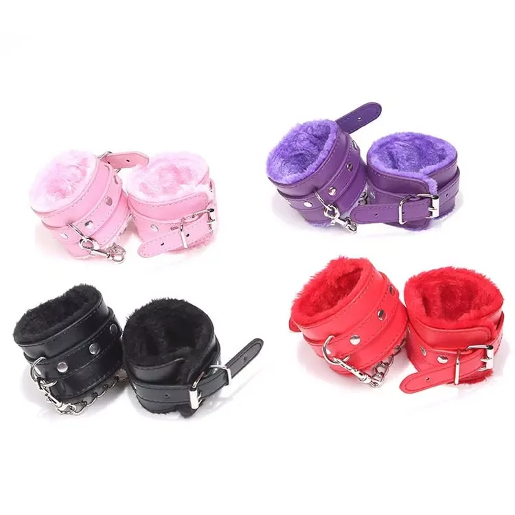 成人sm玩具pu皮革性奴隶手铐情侣性玩具 Buy 成人sm性玩具 性奴隶手铐 情侣性玩具 Product On