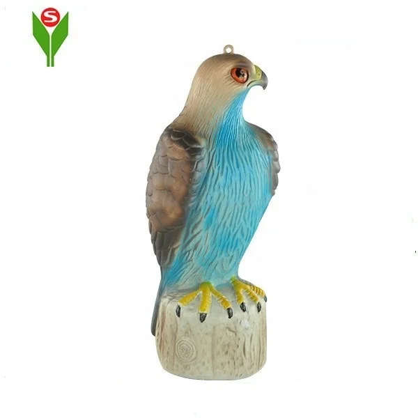 Plastic Garden Hawk Decoy Bird Scarer For Falcon Pest Deterrent Lawn ...