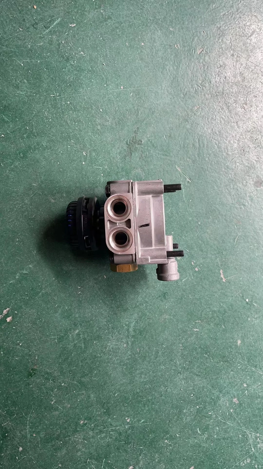 Original Wabco 9730112060 5010260705 1518270 25328737relay Valve Kamaz ...