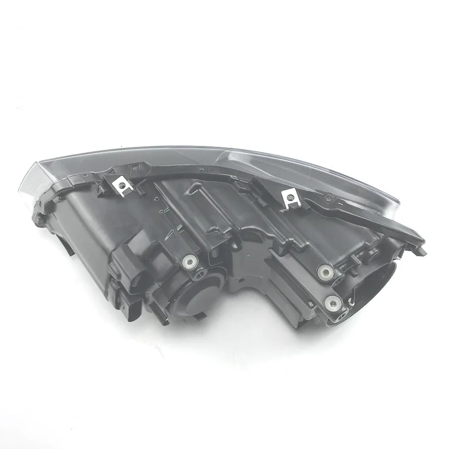 E-MARK AUTO HEAD LAMP for POLO VI 2010 - Reliable Lighting