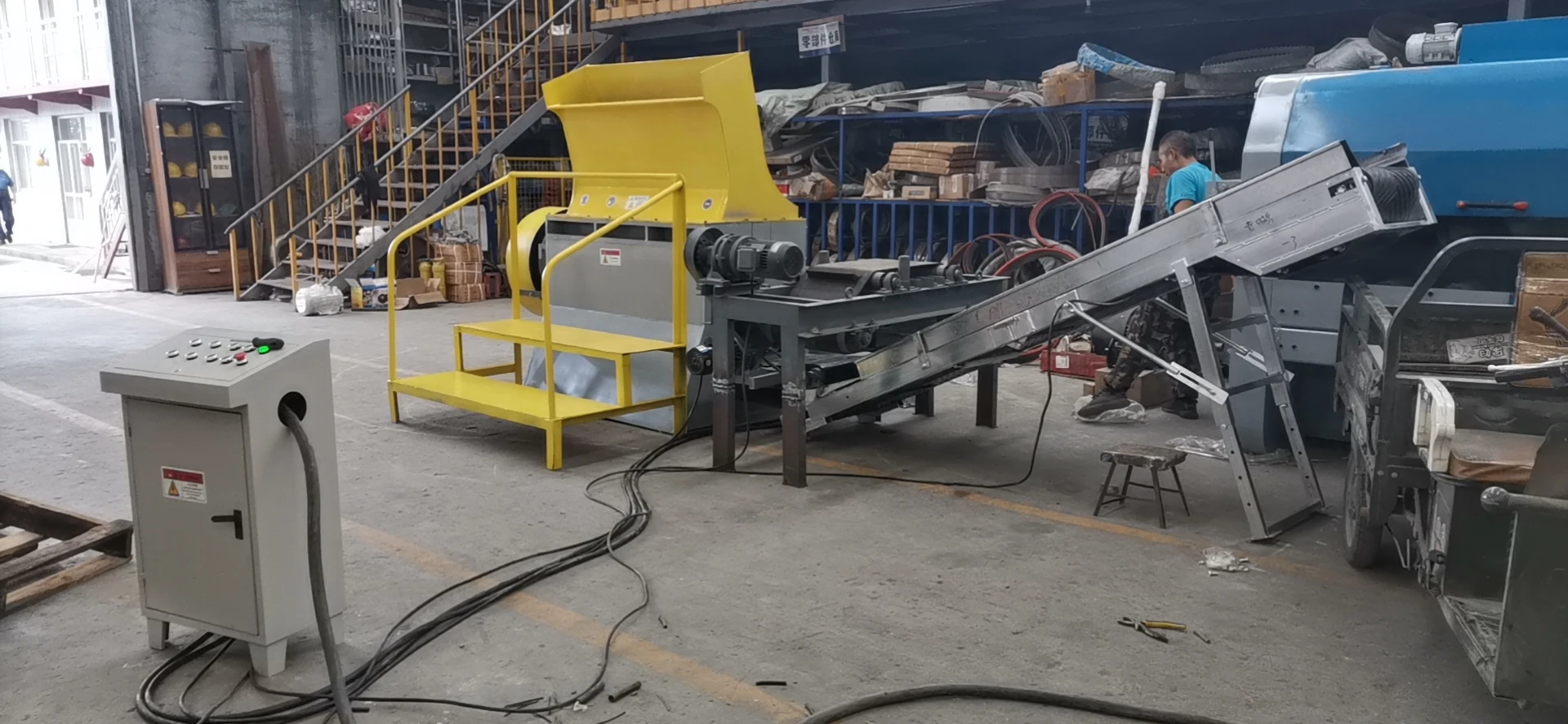 Small Wooden Pallet Crusher Machine / Nail Wood Pallet Crusher| Alibaba.com