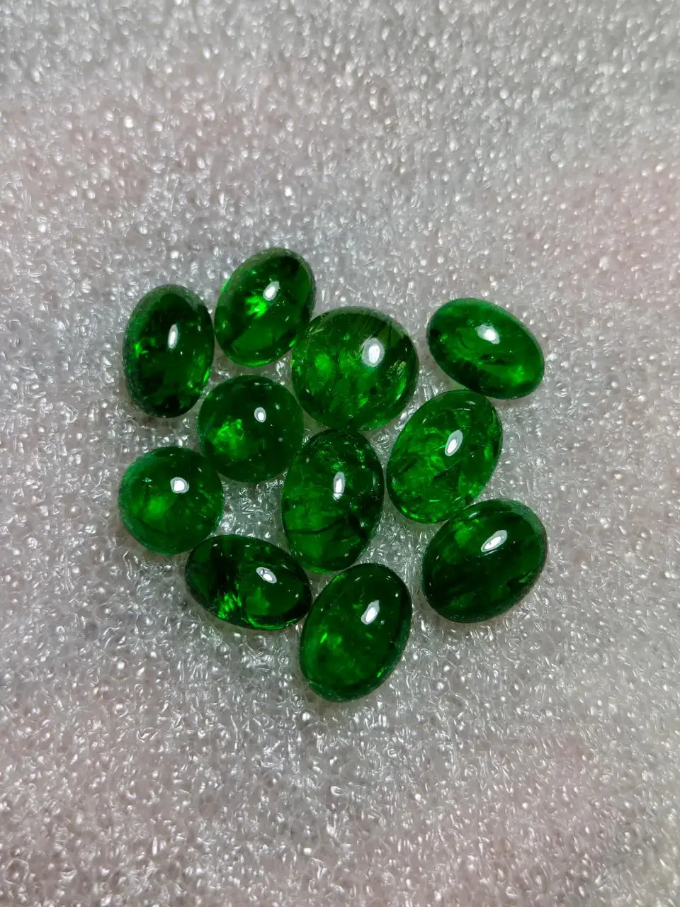 Natural Deluxe Color Tsavorite Mix Shape Cabochon Gemstone for ...