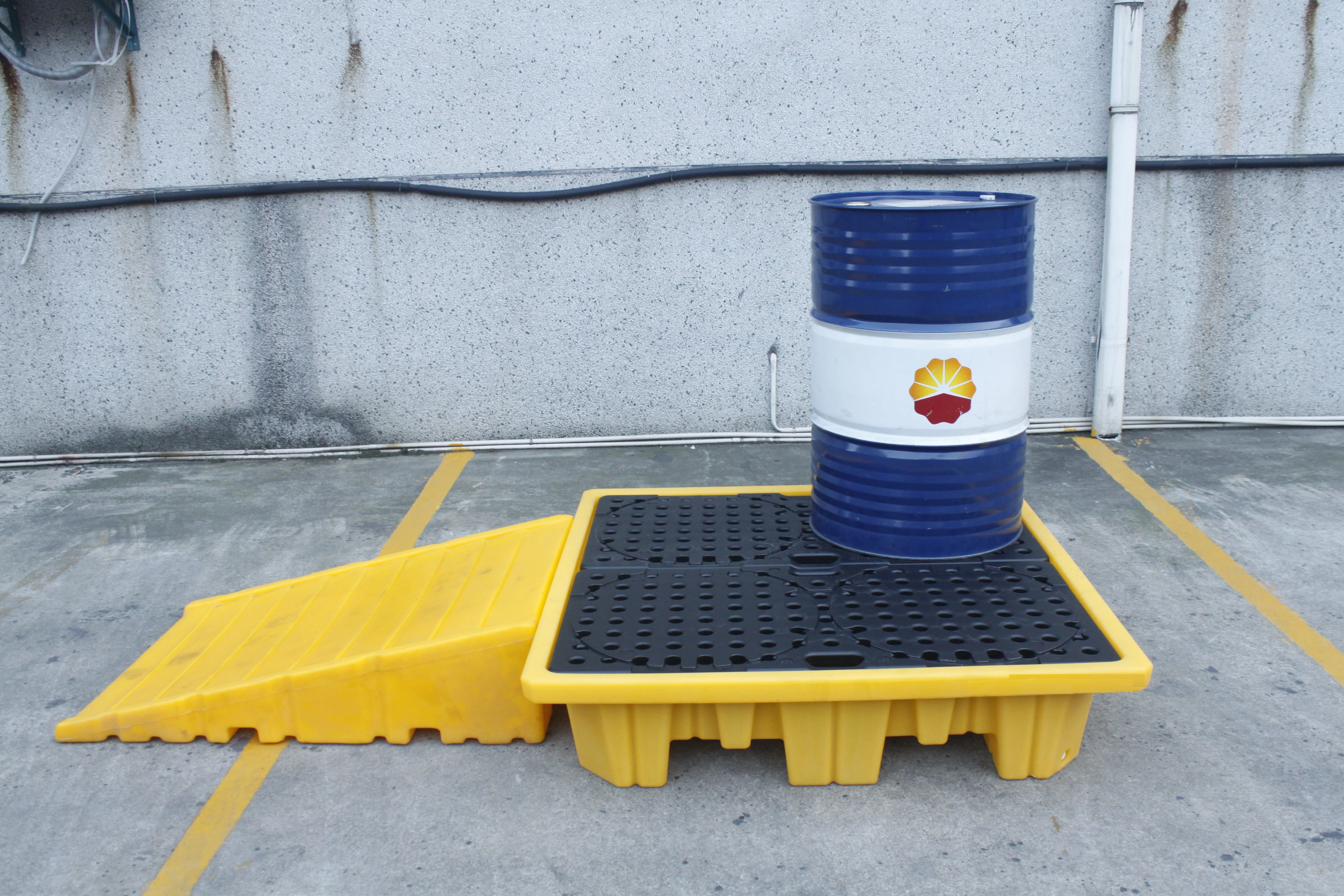 Ramps Spill Containment Pallets 1200x800x300mm Hdpe Plastic Ramp for ...