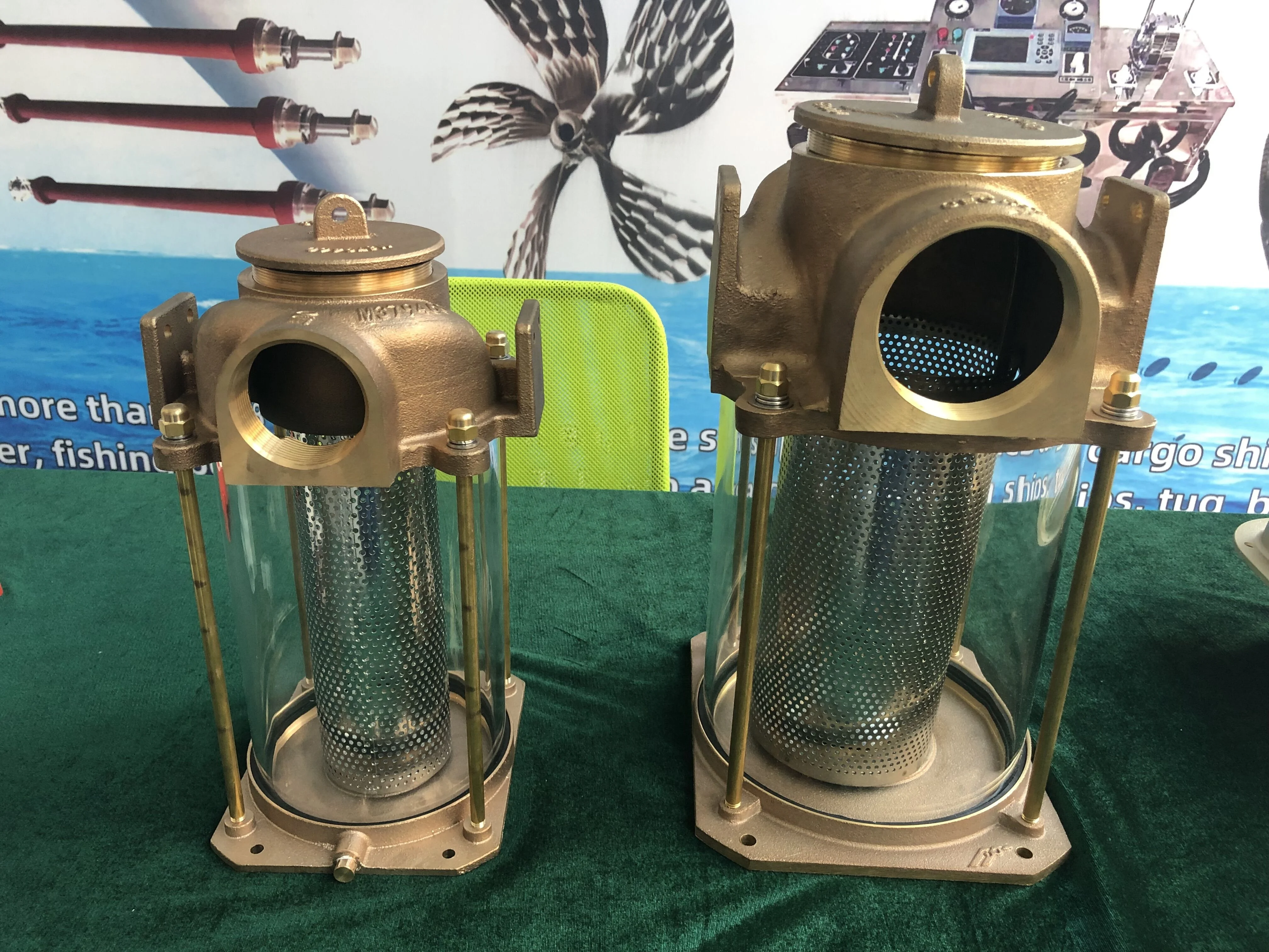 MARINE HARDWARE SEAWATER FILTERS - Bronze & Stainless Steel