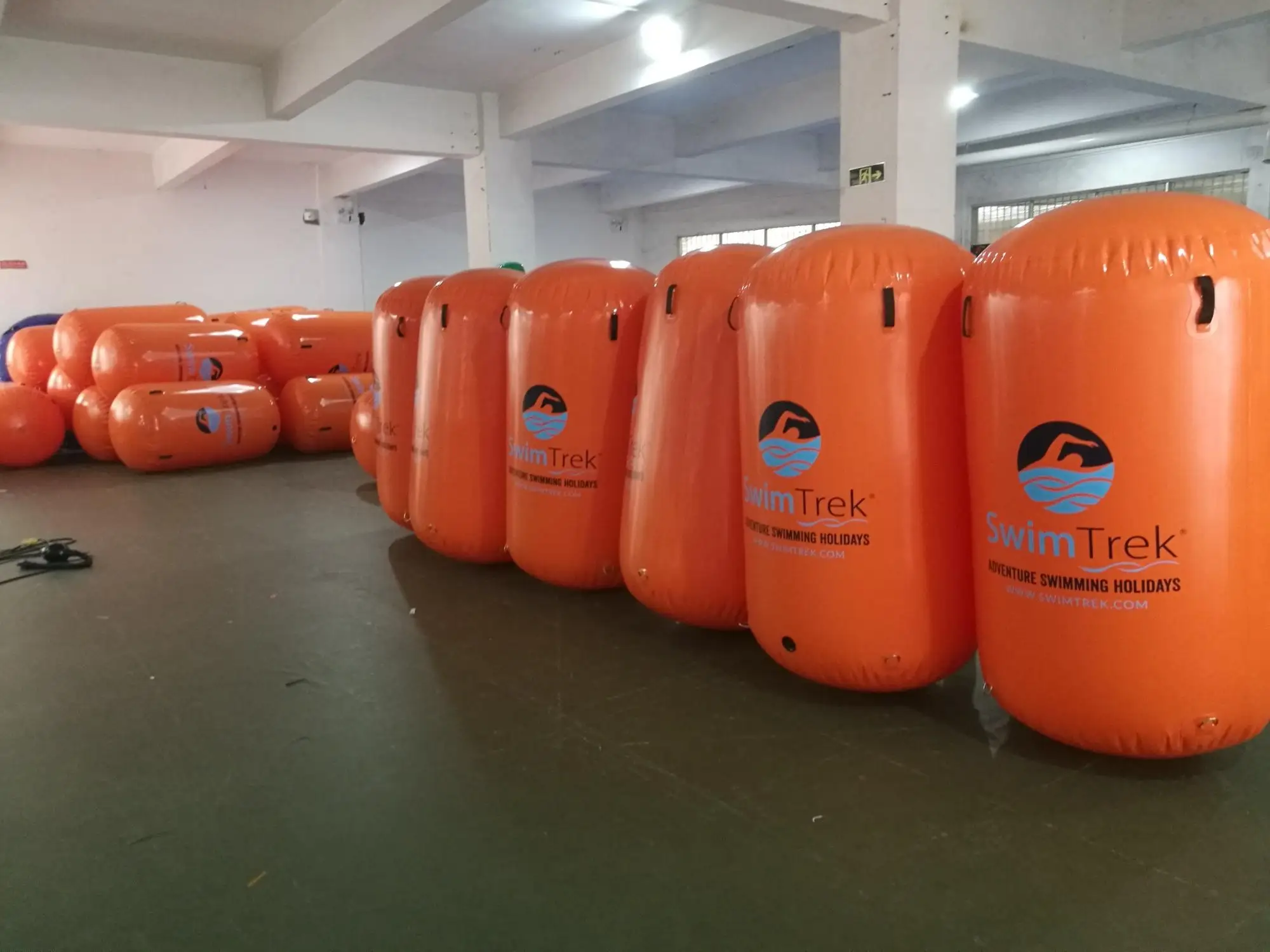 Customized PVC Water Floating Cylinder Buoy - Inflatable