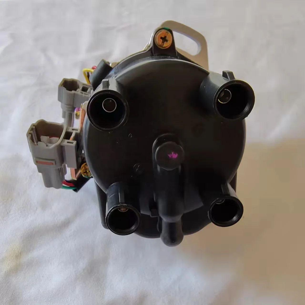 Ignition Distributor for Toyota 3y Engine - ZUYIKO 19030-73010