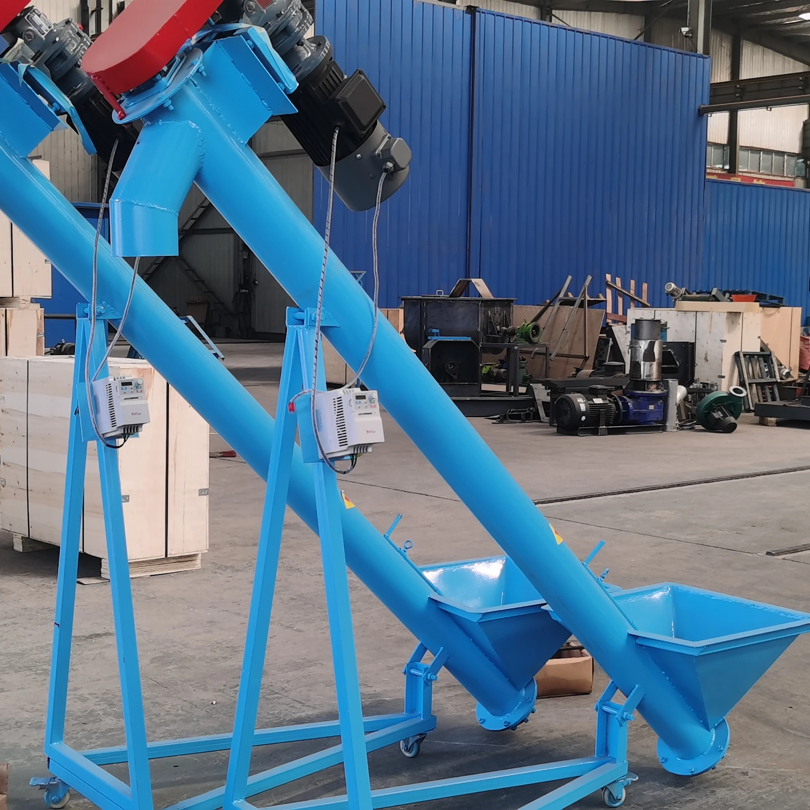 Automatic Screw Feeder Feed Sawdust Screw Conveyor - Buy Wet Screw ...