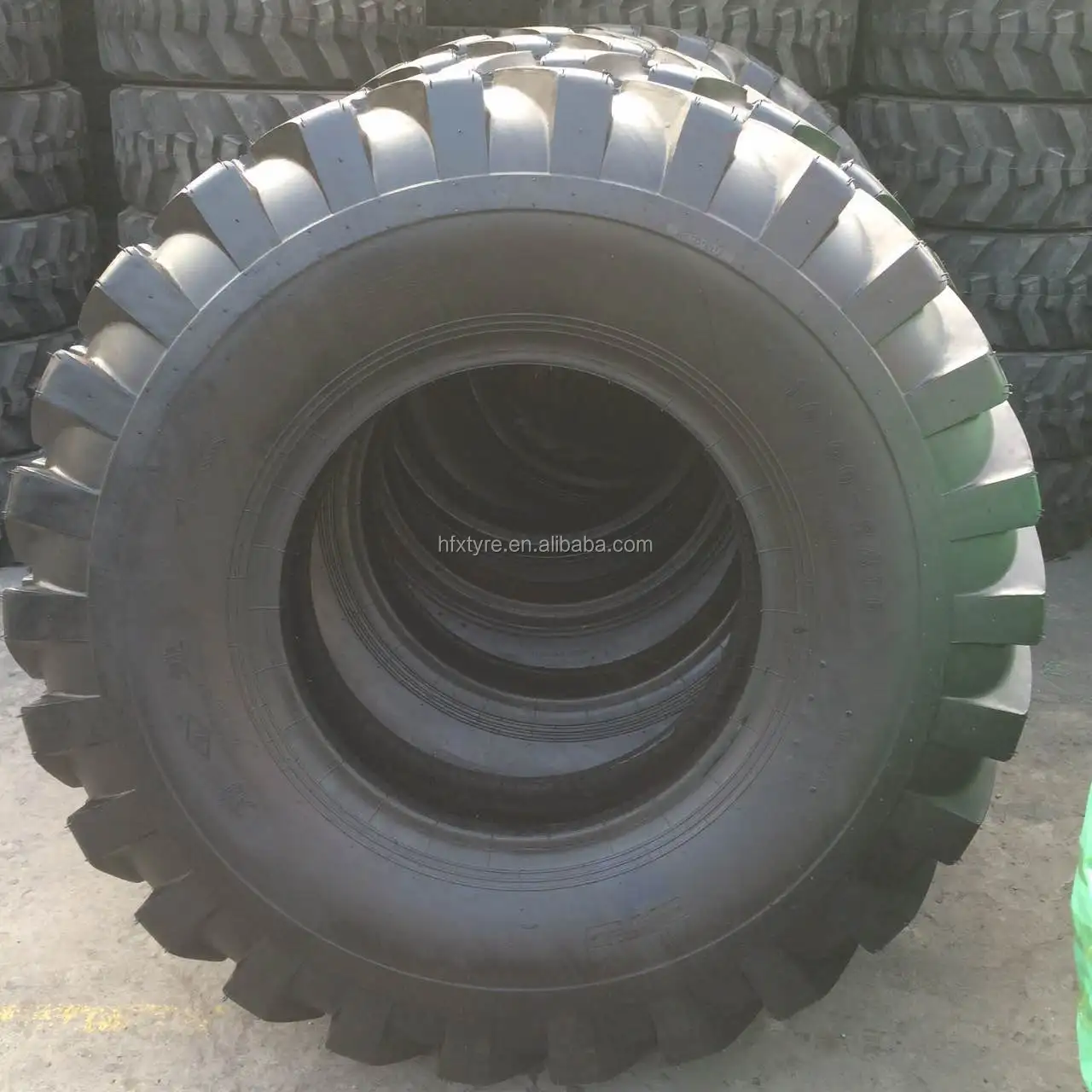 Otr Grader Tires G2 1300-24 1400-24 1400x24 Road Grader Tyre - Buy Grader Tire,Road Grader Tyre ...