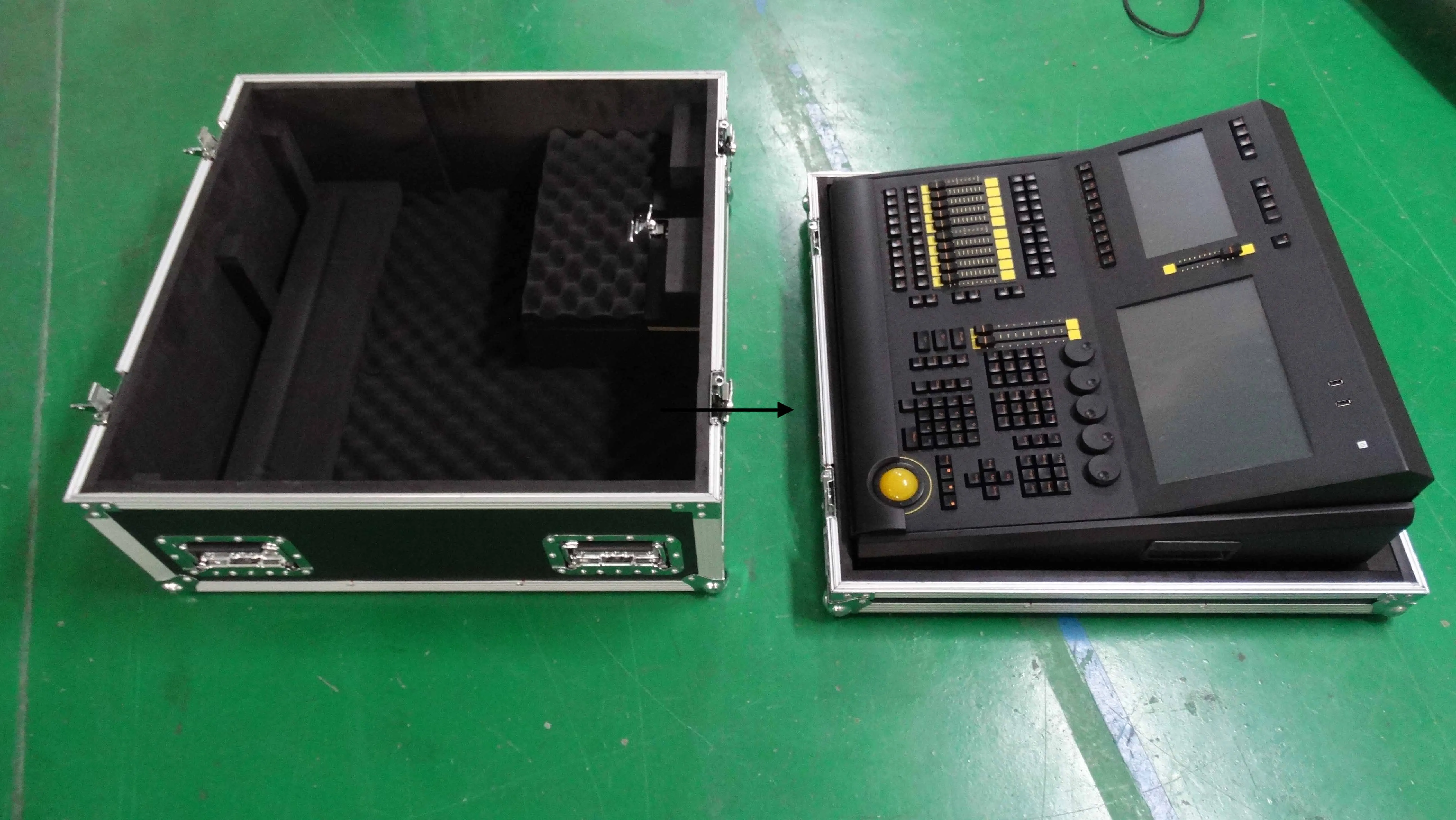 Grand Ma Light Console Ma2 Compact Controller Dmx Lighting Touch ...