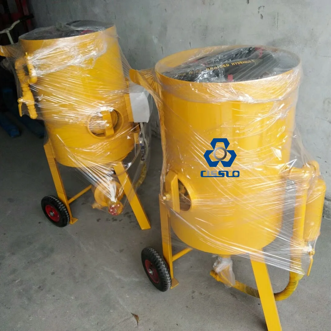 Pressurized Sandblaster Movable Type Sand Blasting Machine Wet Sand ...