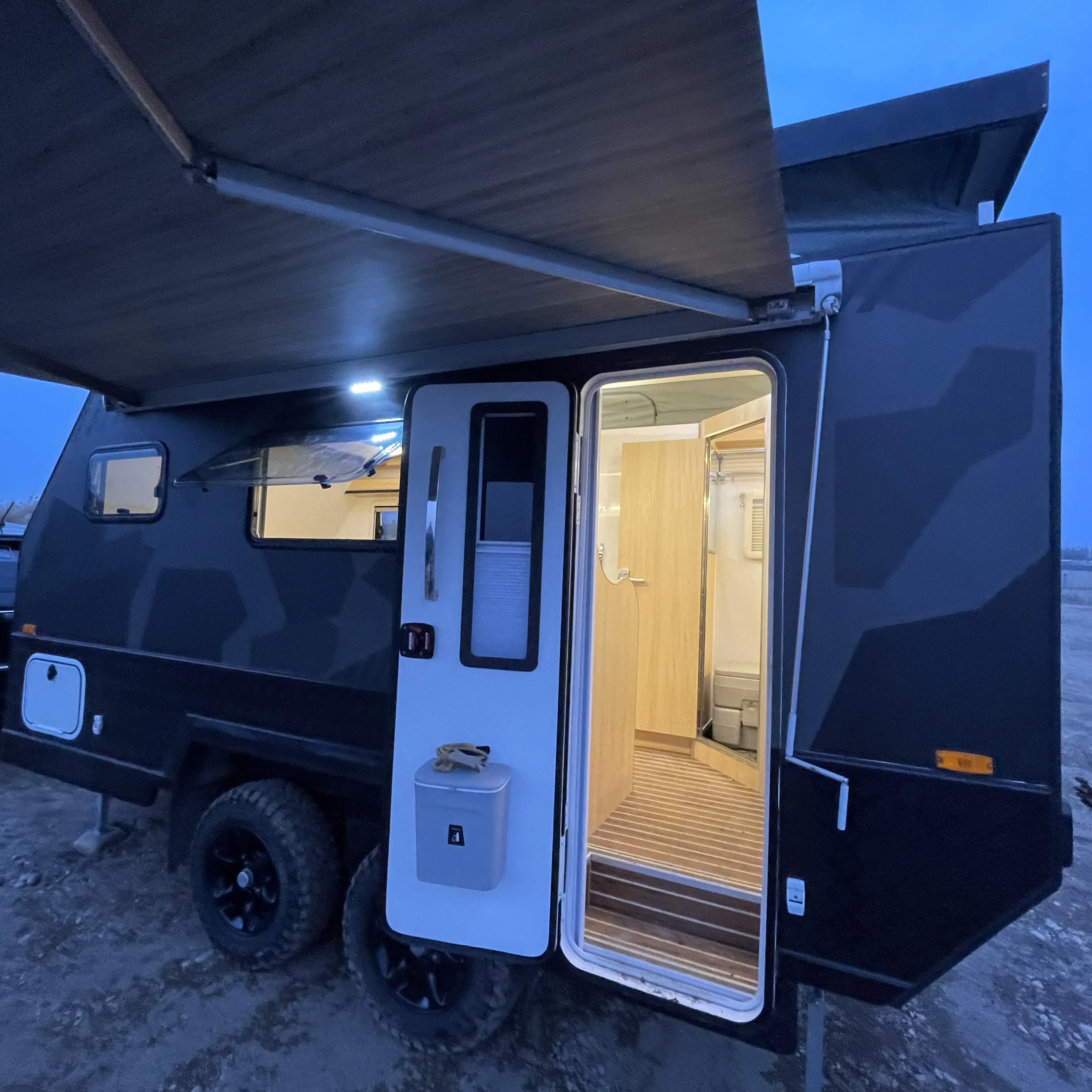 Customization Tiny House on Wheels Camper Trailer off Road caravan with ...