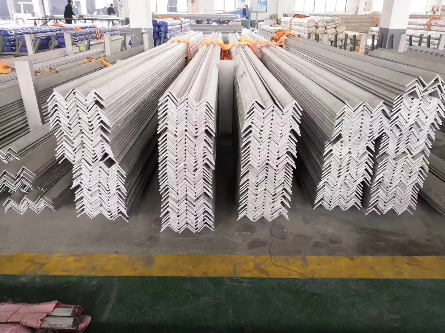 Angle Bar Stainless Steel L Shape Hot Rolled Angle Rod 40 X 40 X 3mm ...