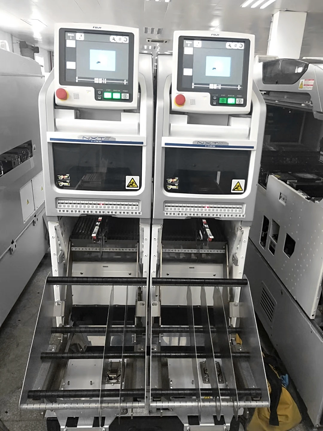 High Speed Automatic Used SMT Machine Chip Mounter FUJI NXT M3III