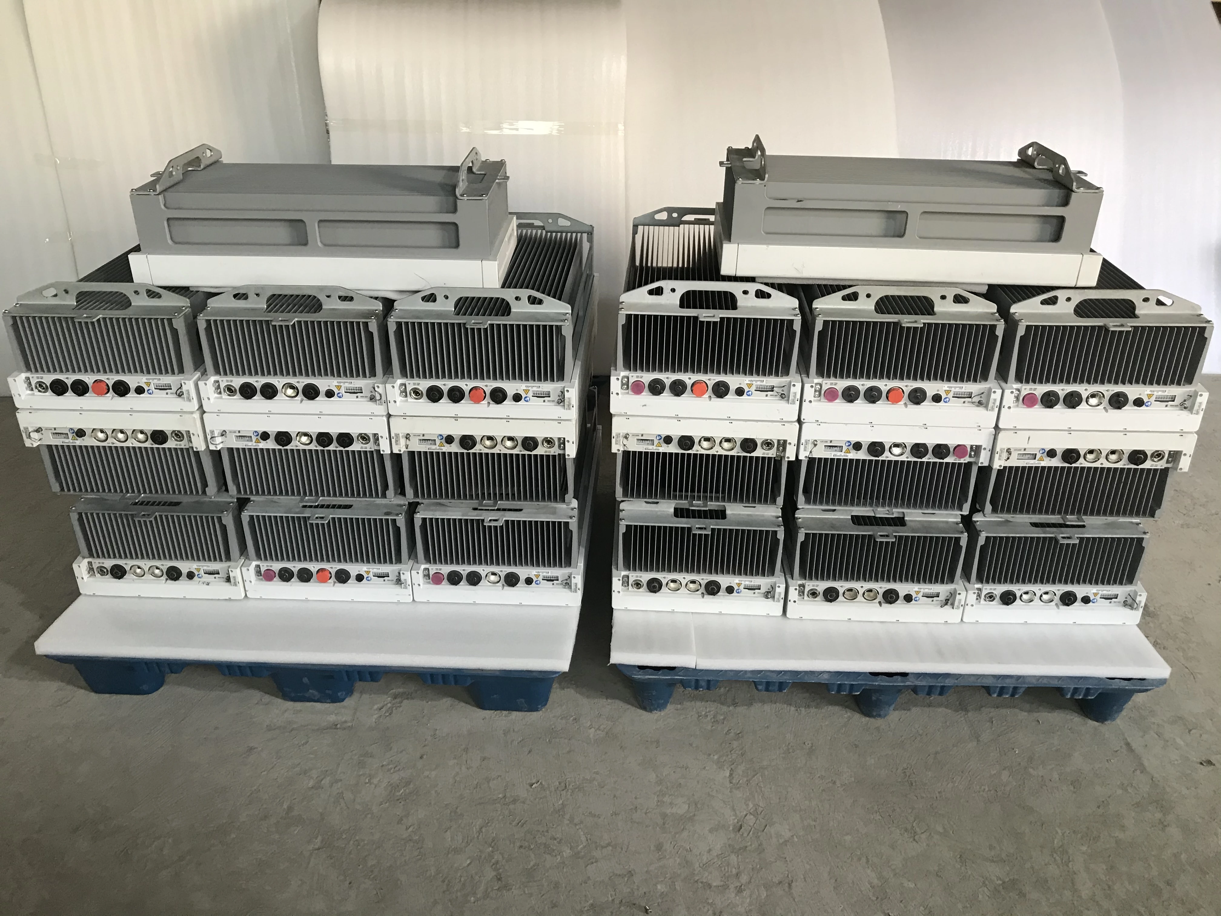 Ericsson AIR 6488 B41 KRD 901 108/11 - 5G NR Radio, Mid Band