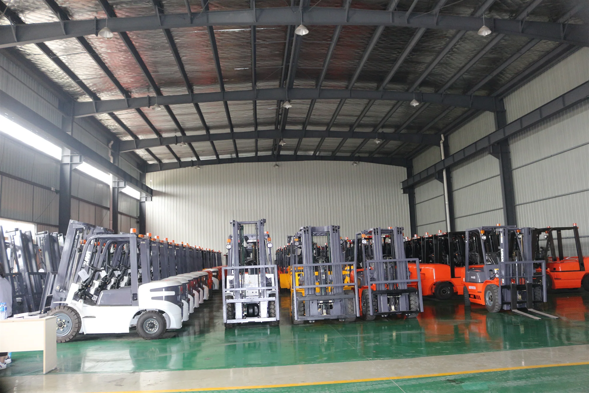 Vna Electric Reach Truck Stacker 1.5ton Three Way Pallet Stacker Curtis ...