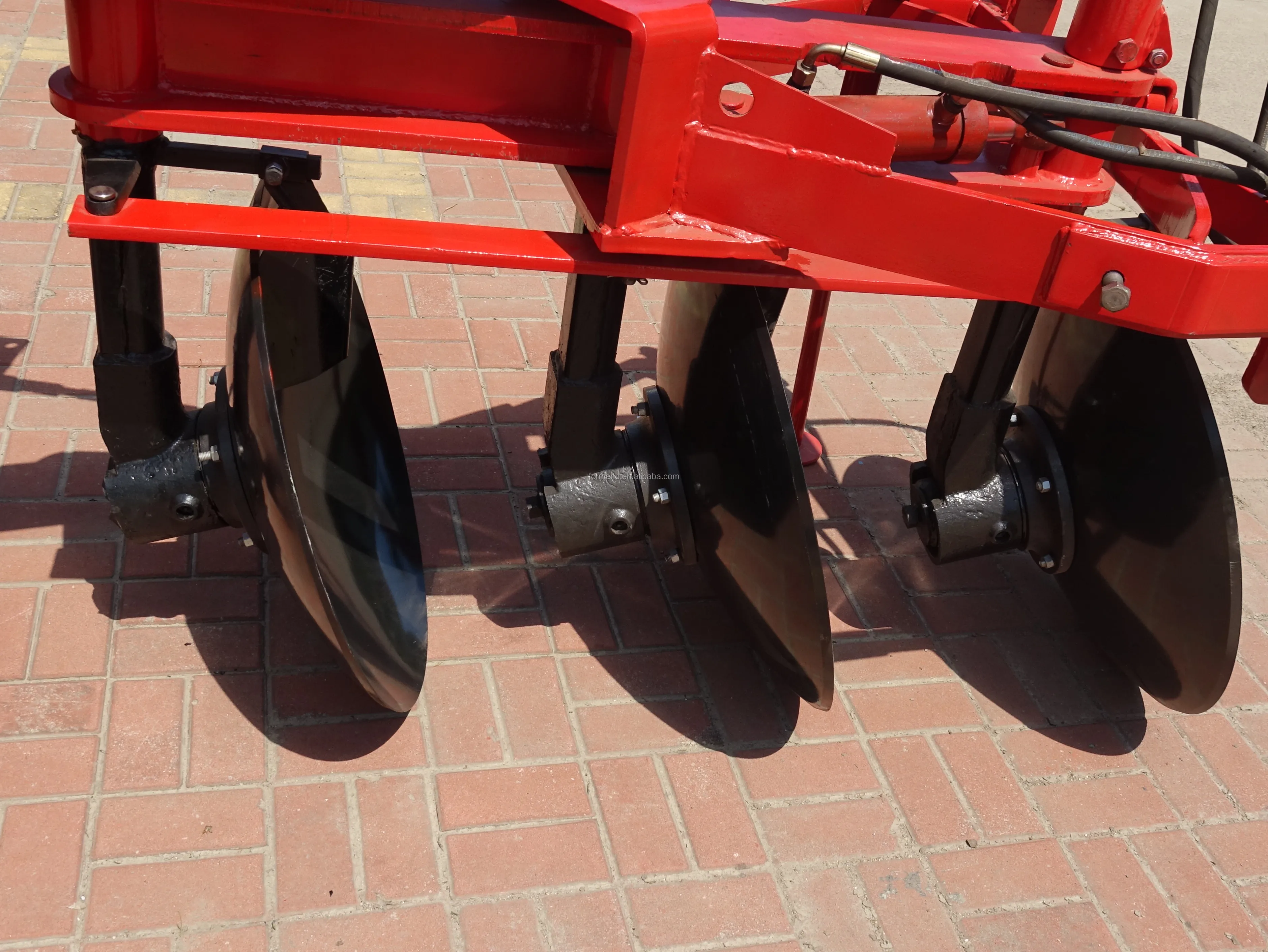 Disc Plough with Massey Ferguson Walking Tractor - 2 Furrow/3 Furrow/4 ...