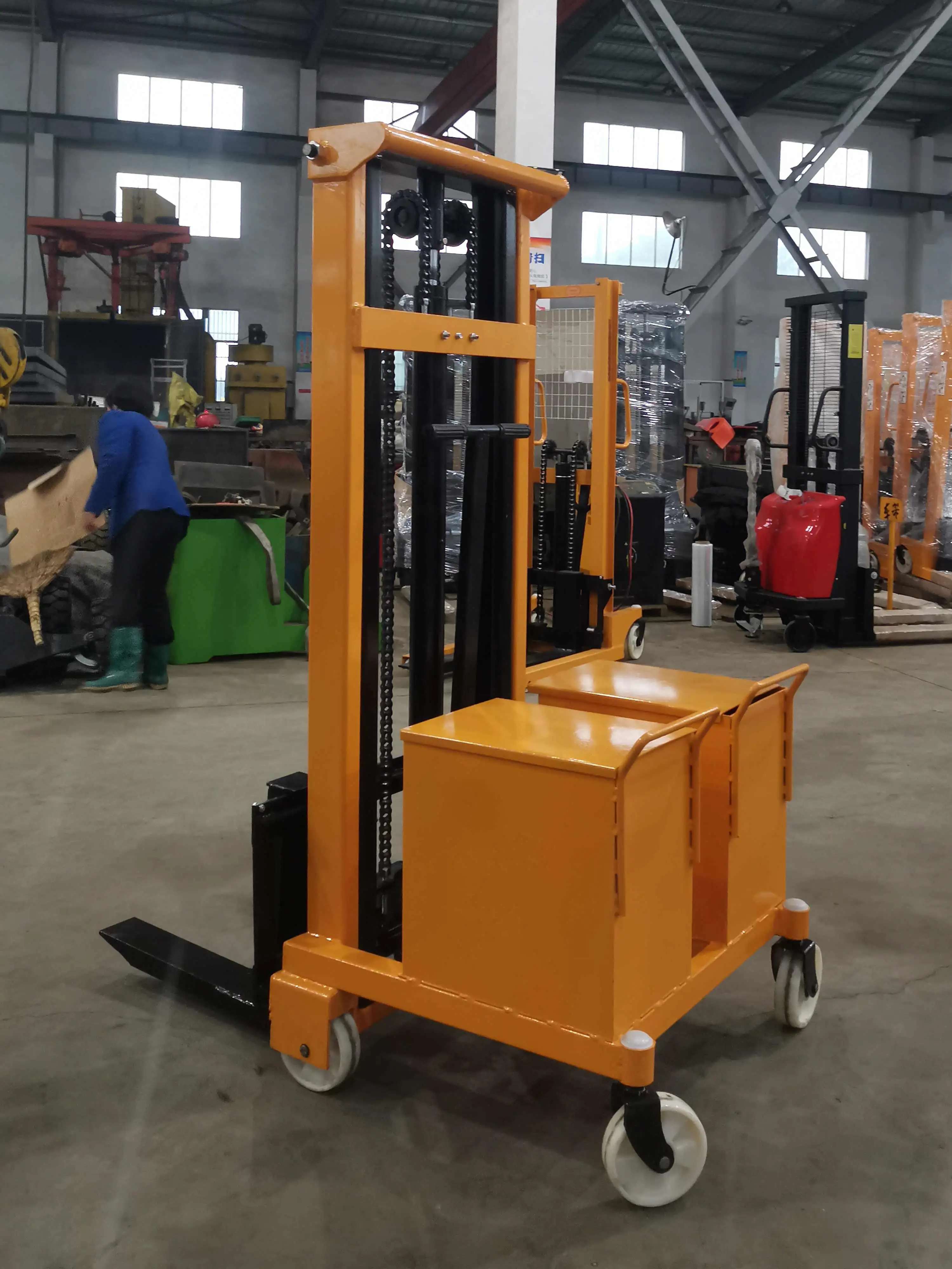 Manual Counterweight Stacker 500KG 1000KG 1.6M Hydraulic Forklift for ...