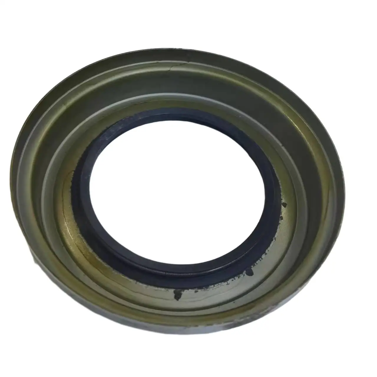 Differential Oil Seal for ISUZU Trucks - High Quality