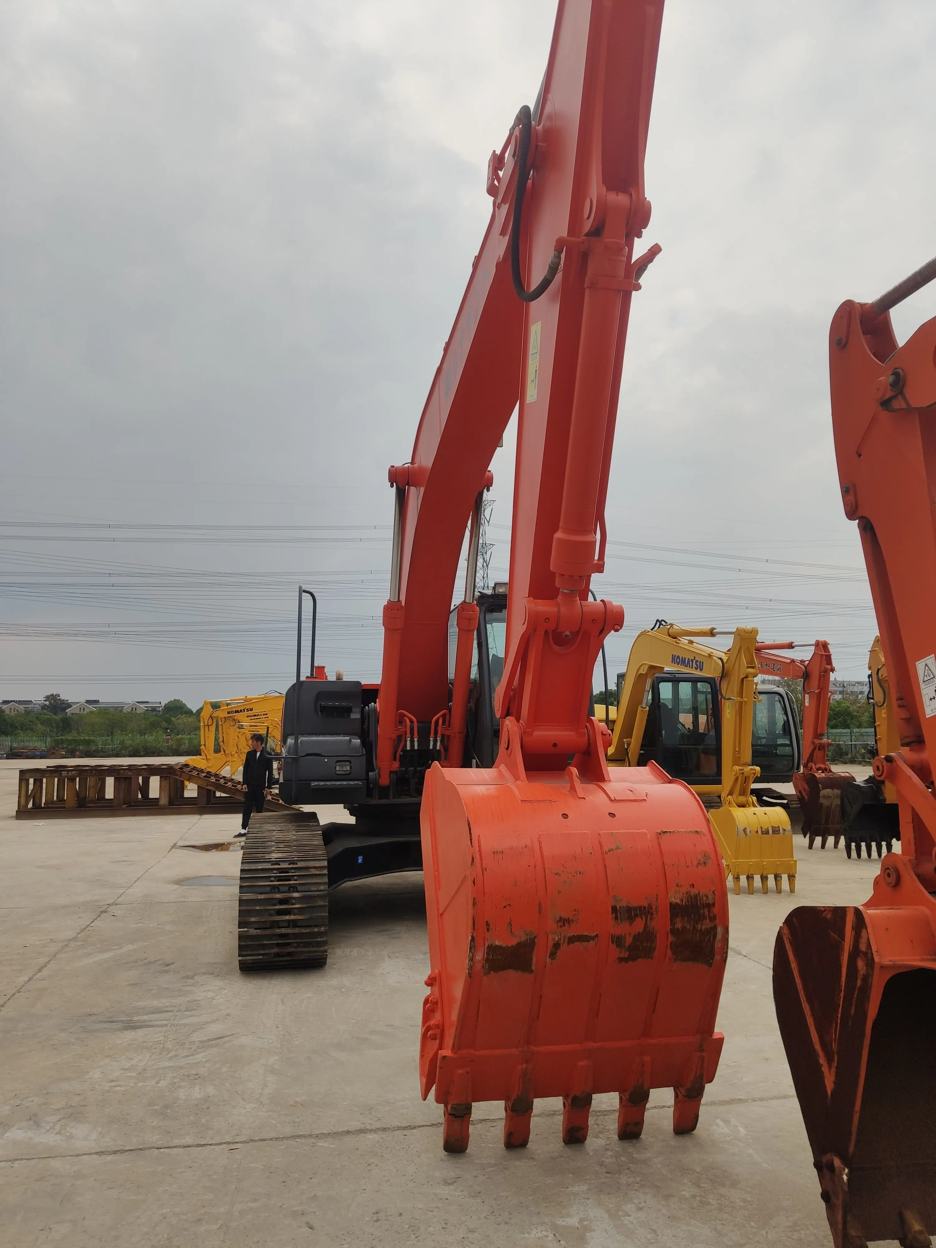 Used Japan Hitachi Zx240 Hydraulic Excavator Hitachi ZX240 Excavator ...