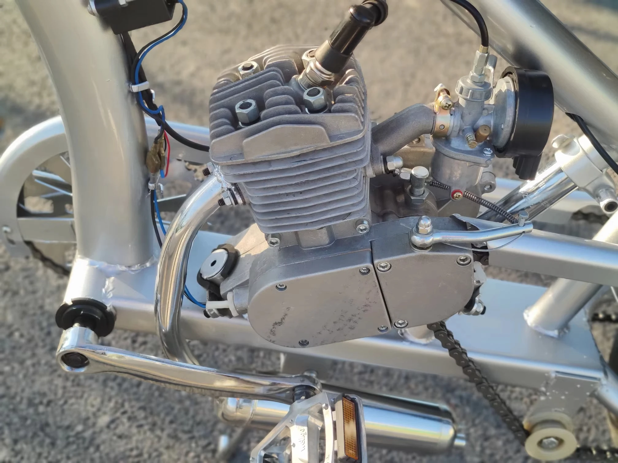 2-stroke Vintage Chopper Bike - 48CC Gasoline Engine