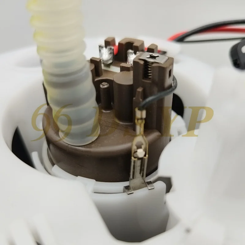 Auto Parts Fuel Pump Assembly LR016845 for Land Rover Discovery 4.0T ...